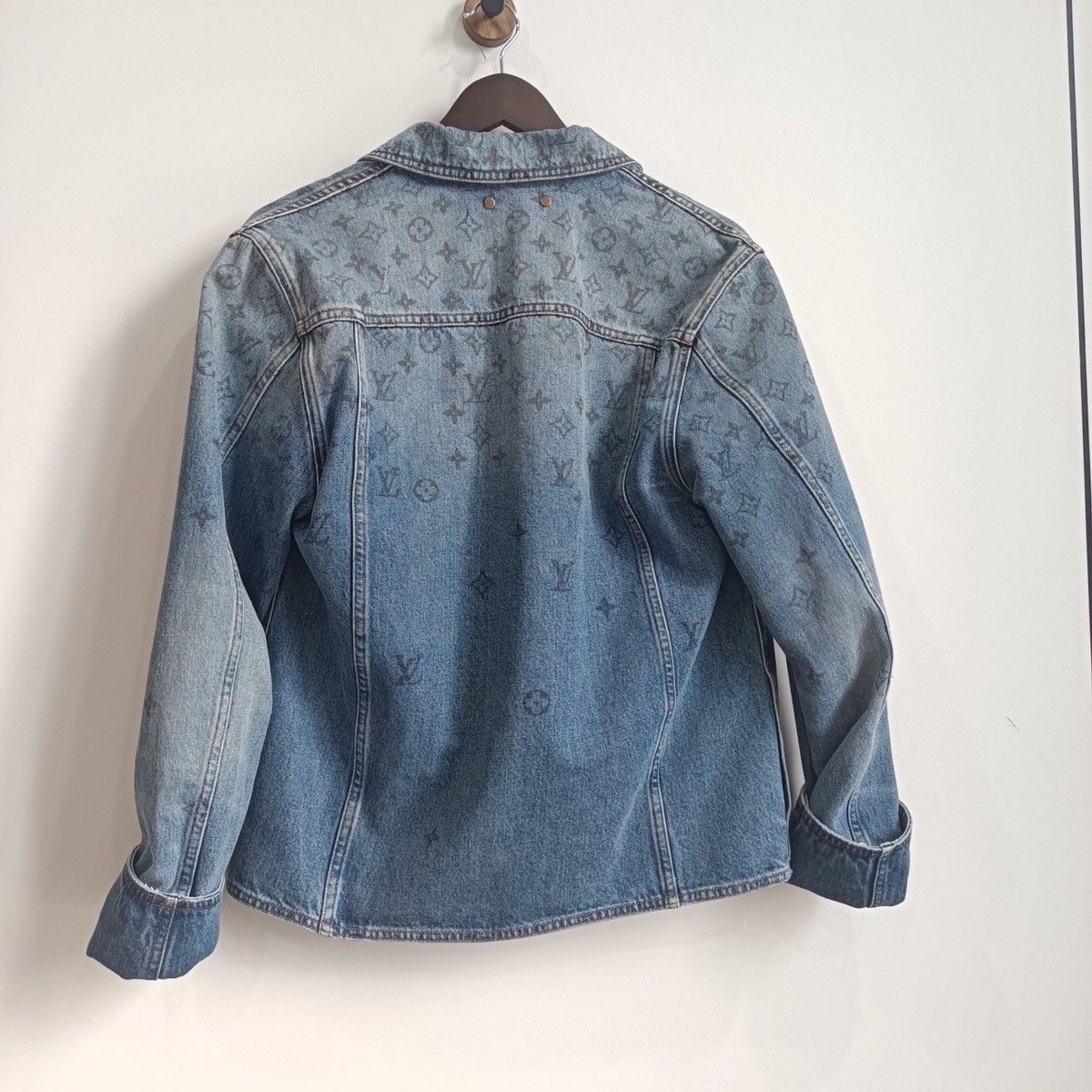 Louis Vuitton Louis Vuitton LV blue logo vintage lapel denim jacket ...
