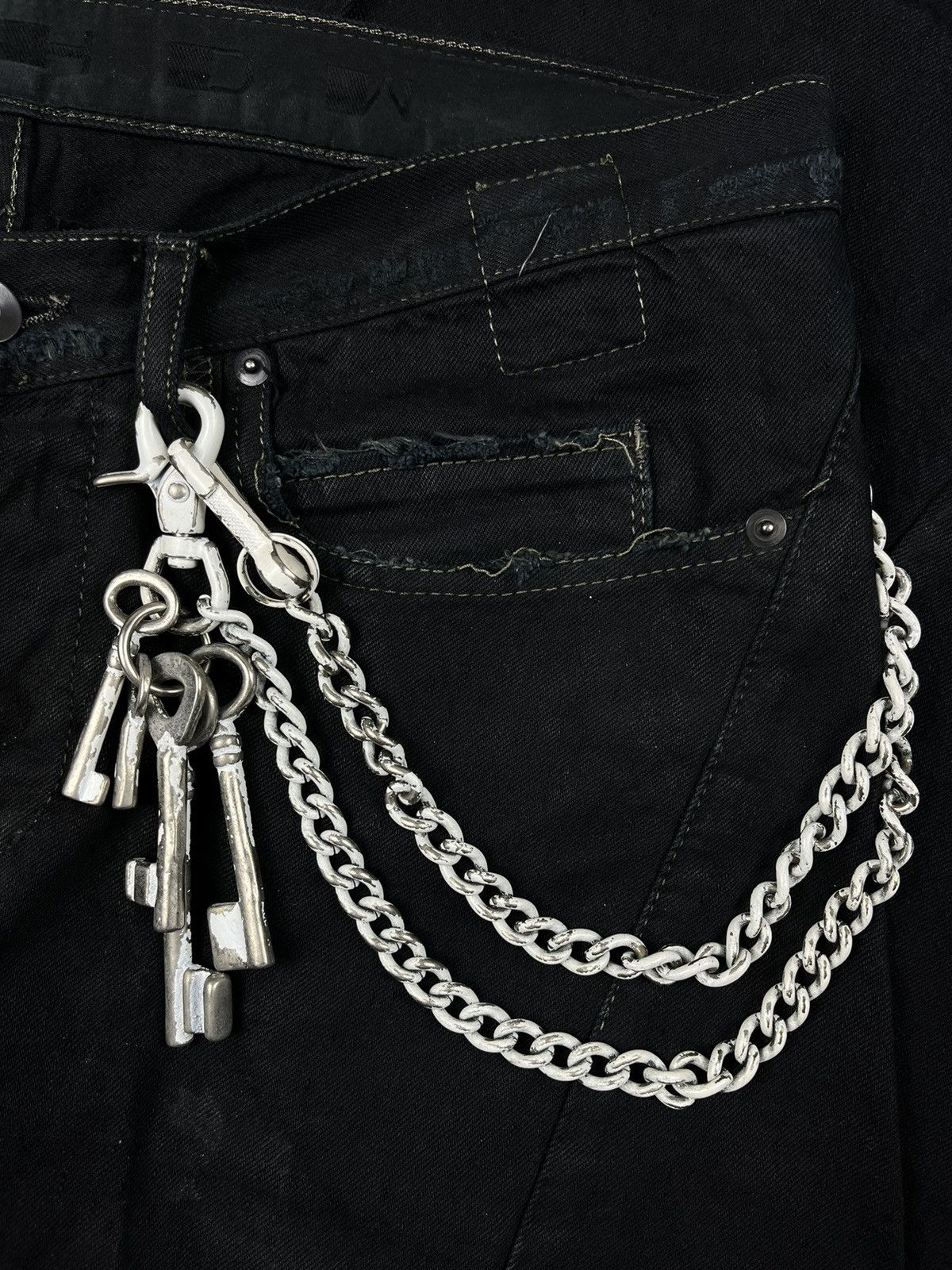 Undercover SS06 Undercover Key Ring Painted Silver Wallet Chain | Grailed