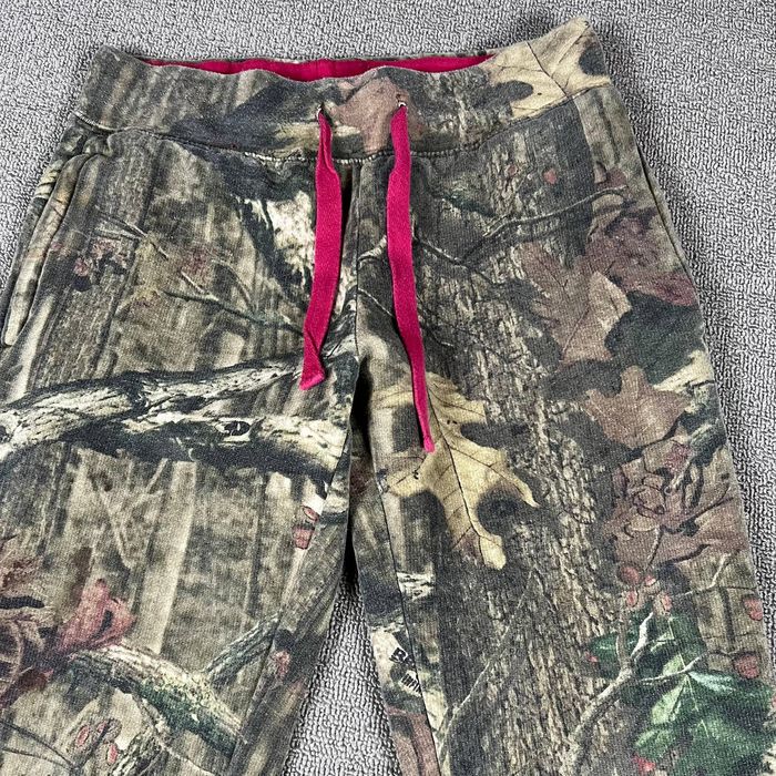 Vintage Vintage Realtree Camo women’s flare sweatpants | Grailed