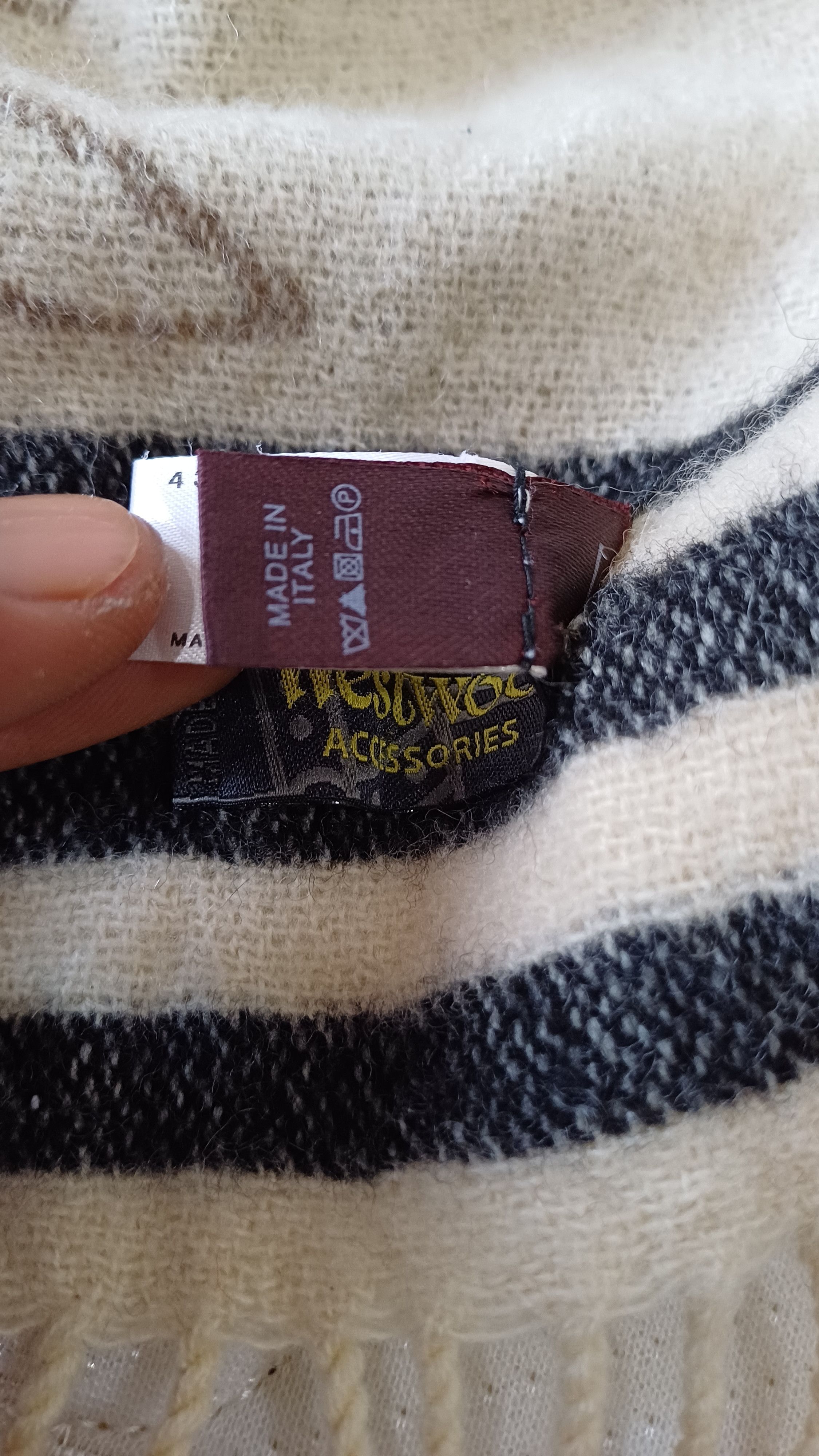 Vivienne Westwood Vivienne Westwood Wool Mafla Scarf | Grailed