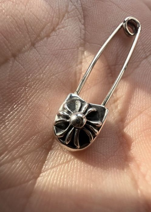 Chrome Hearts Chrome Hearts Small Pin Brooch | Grailed