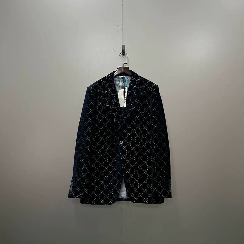 Gucci Gucci Plush double G old flower suit 2502-Nextarrow | Grailed