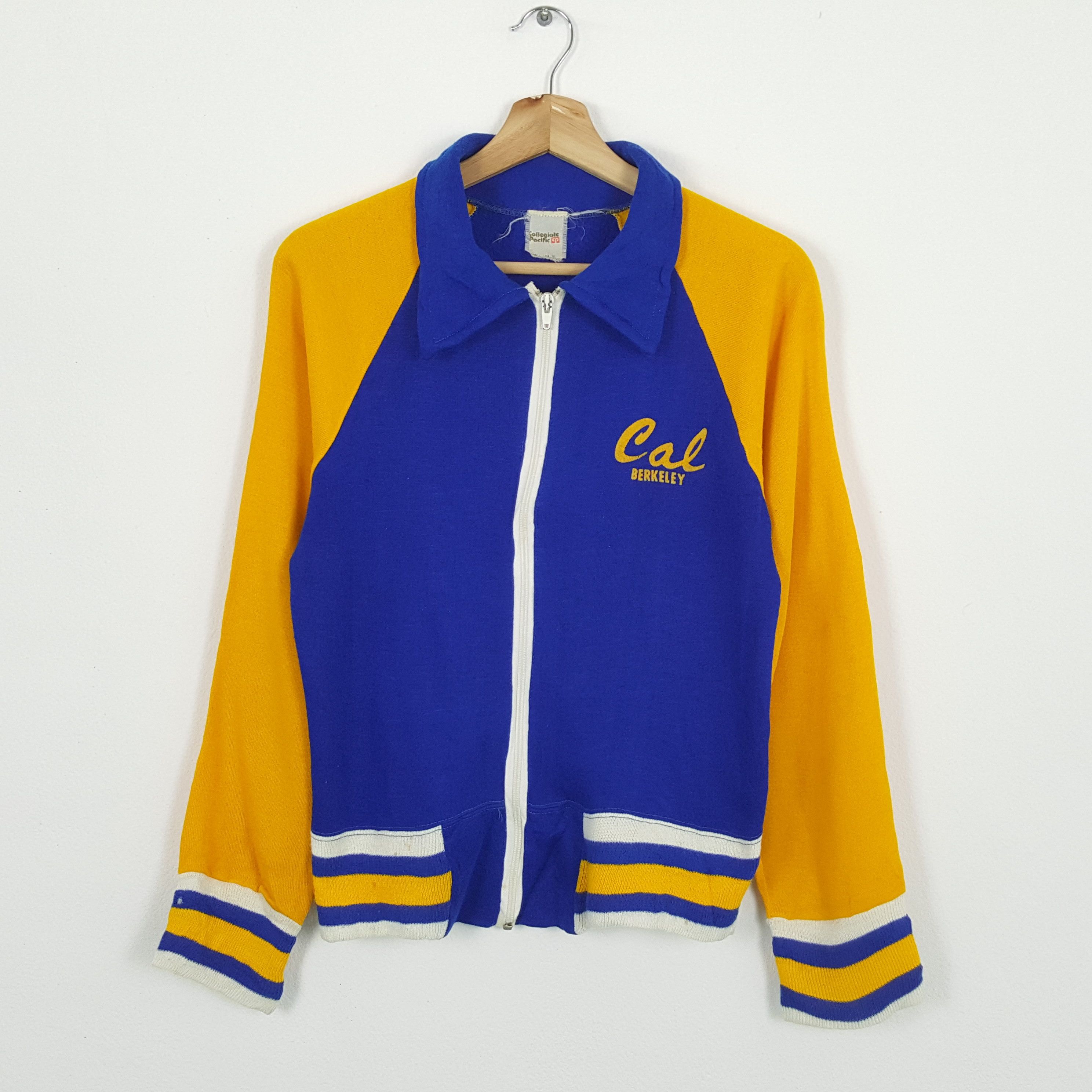 American College × Streetwear × Vintage Vintage CAL BERKELEY Streetwear ...