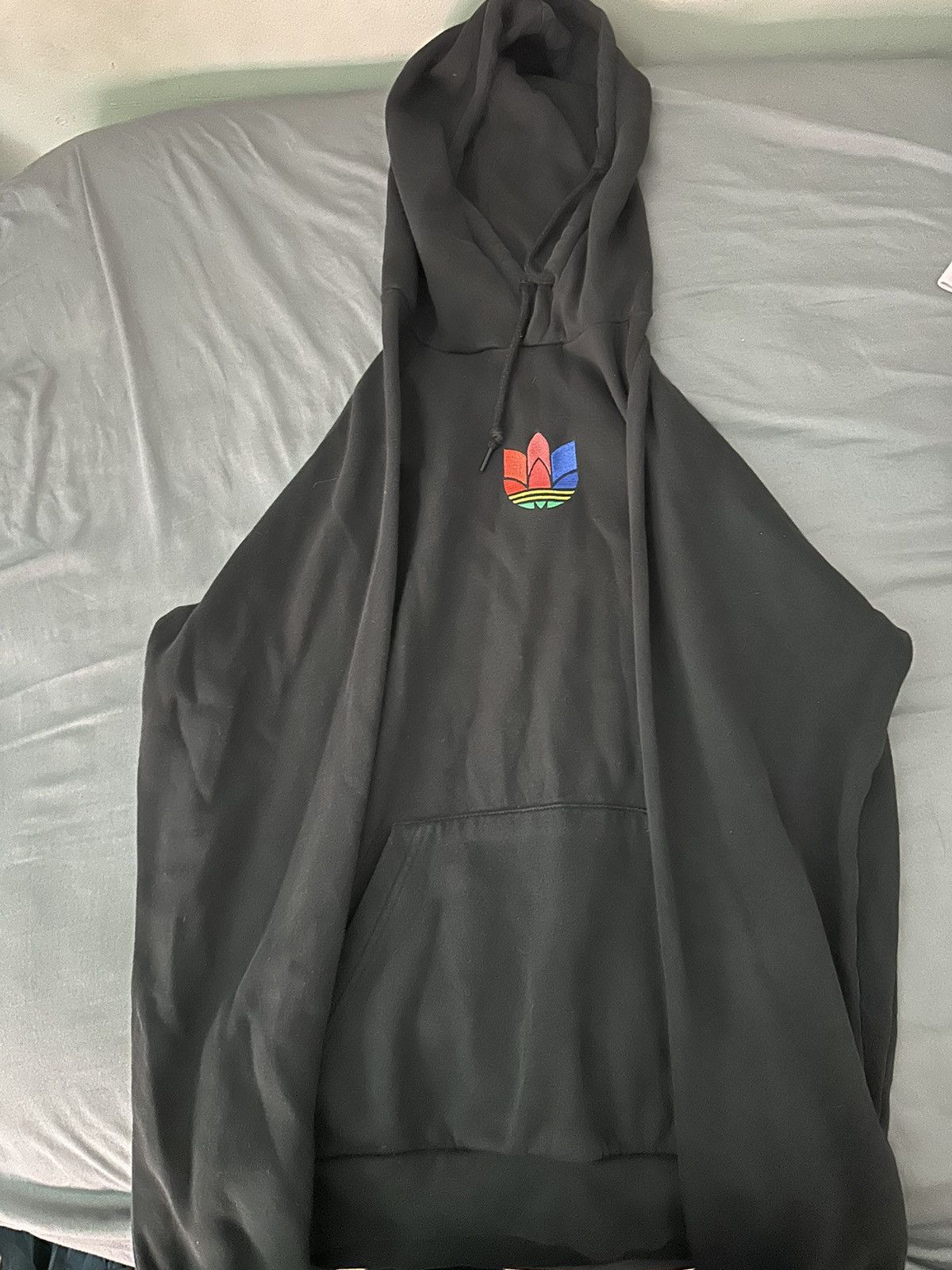 Adidas Addias muti color logo | Grailed