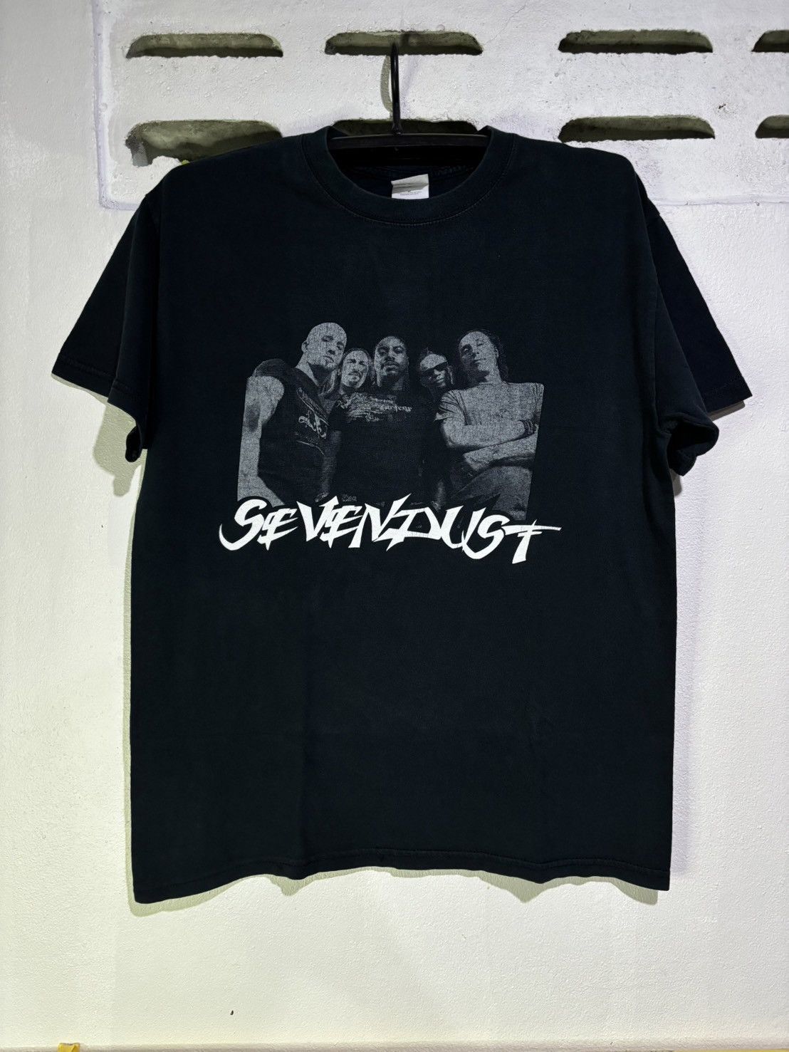Band Tees Vintage Sevendust | Grailed