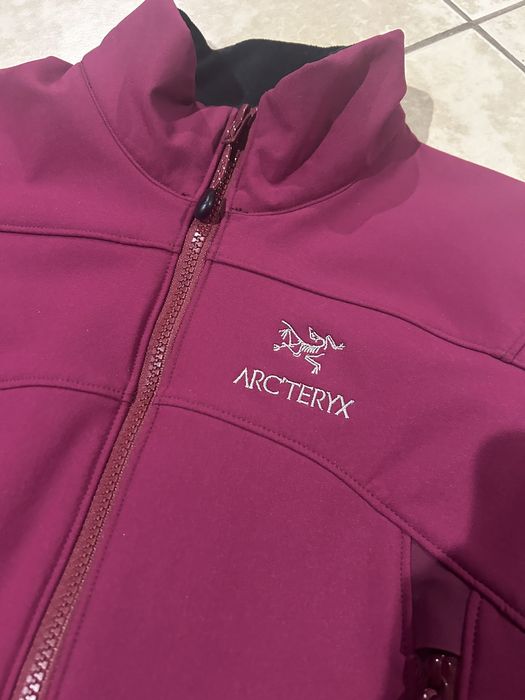 Arc'Teryx ARC’TERYX PINK SOFT SHELL JACKET WOMENS | Grailed