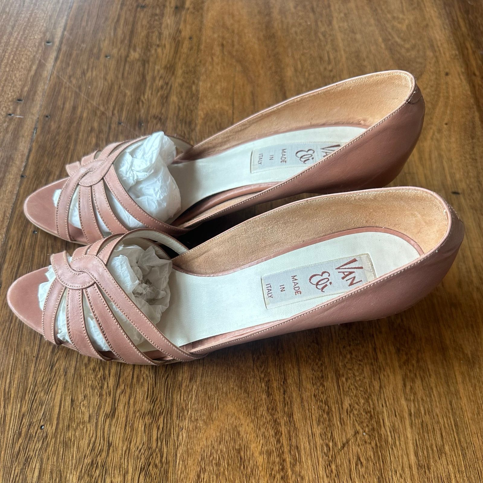 Vaneli Van Eli brand vintage Italian heels pink | Grailed