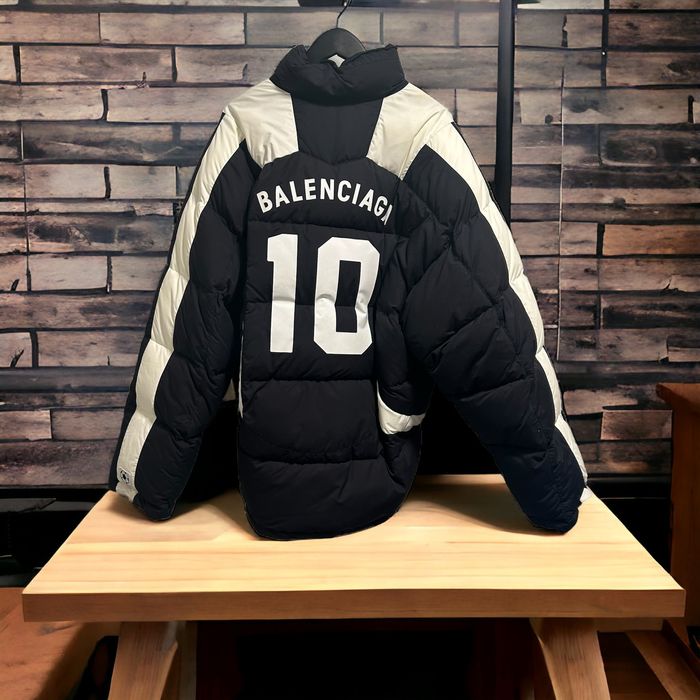 Balenciaga Balenciaga Mens Oversized Soccer Puffer Jacket Black size 48 ...