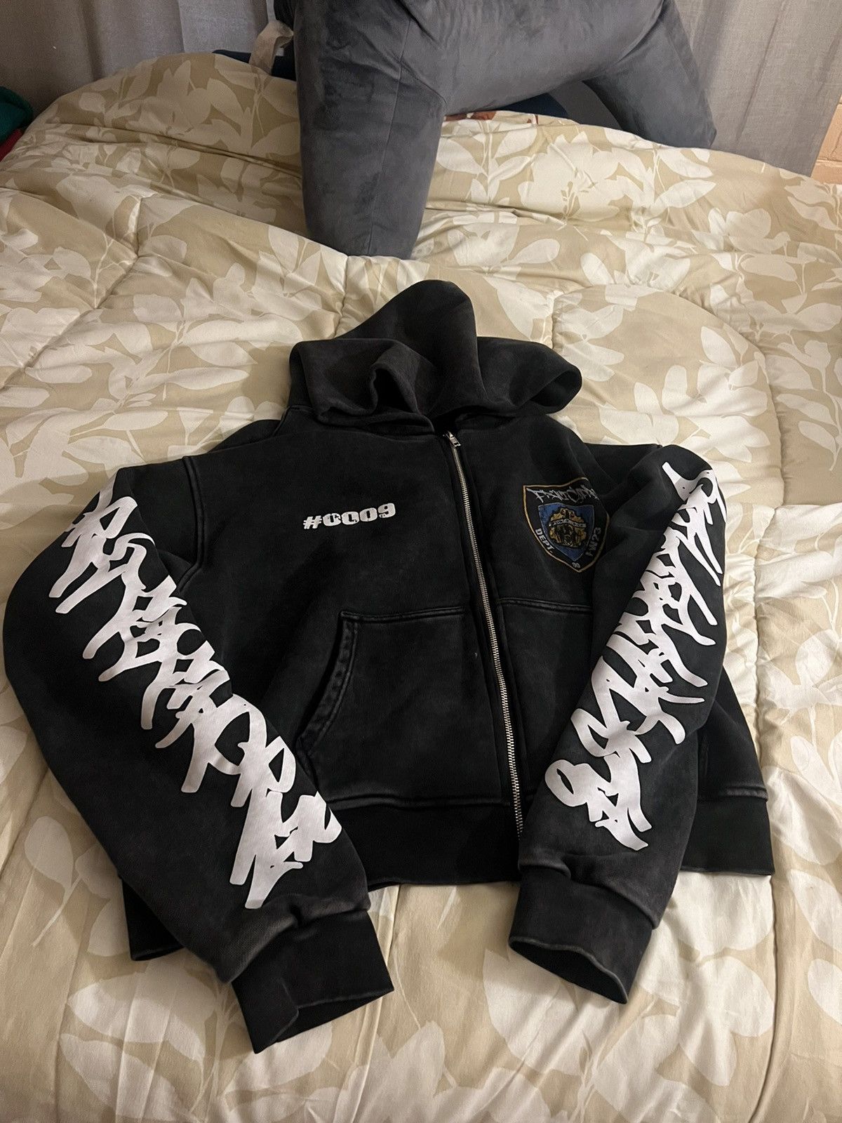 Streetwear Project capri zip up | Grailed