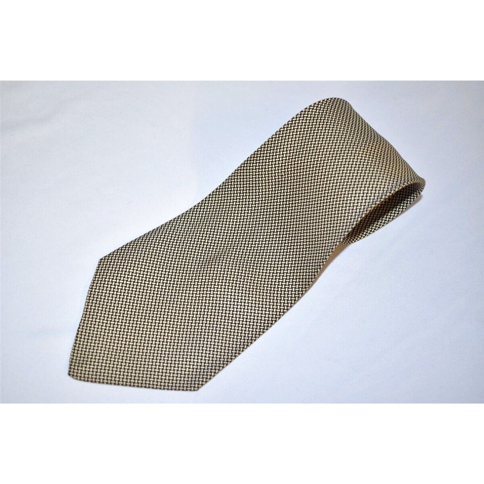 Vintage vintage 40s BEIGE BLACK WOVEN WIDE UN-LINED MEN'S NECKTIE | Grailed