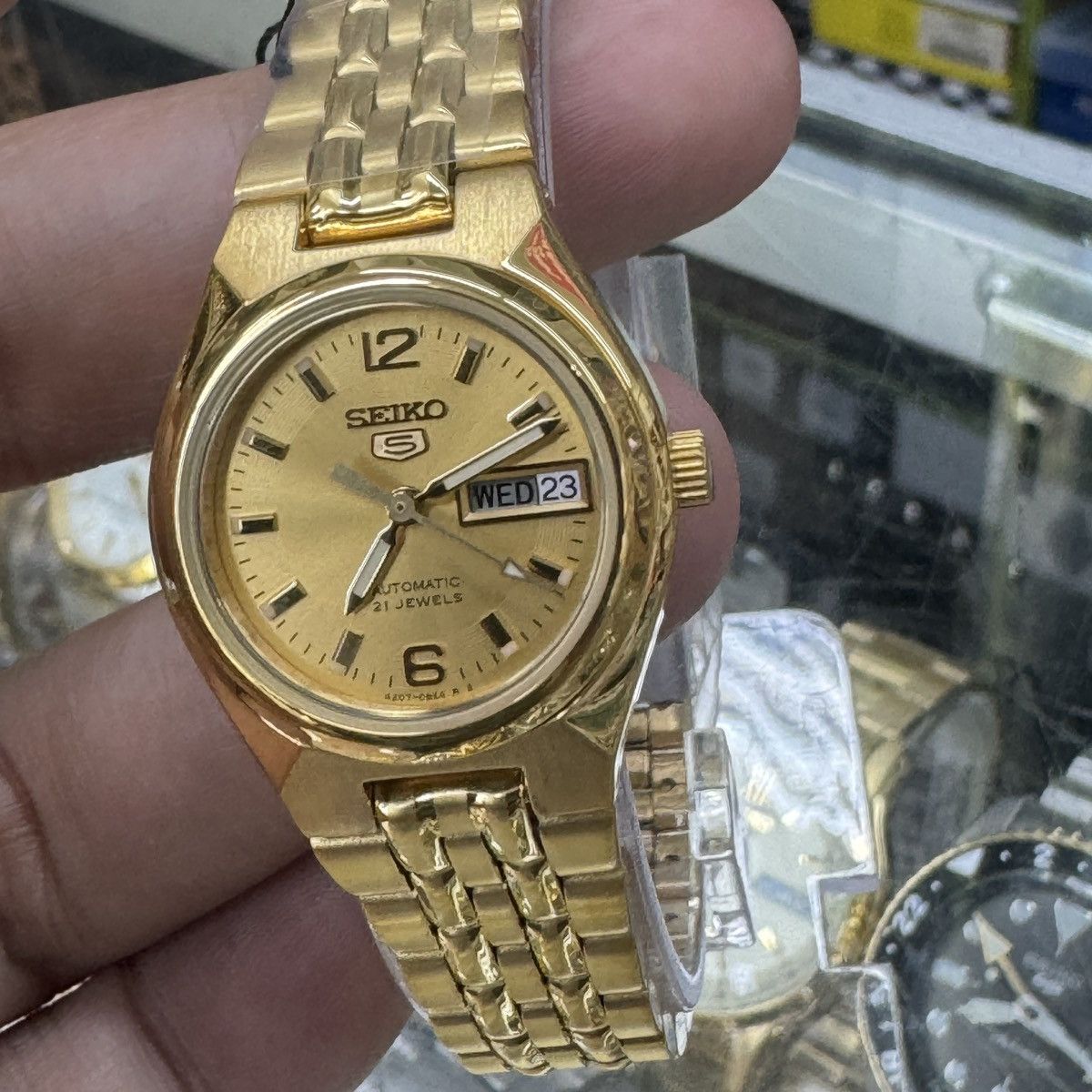 Seiko Women/ Ladies Seiko small size Watch, Automatic Movement, | Grailed