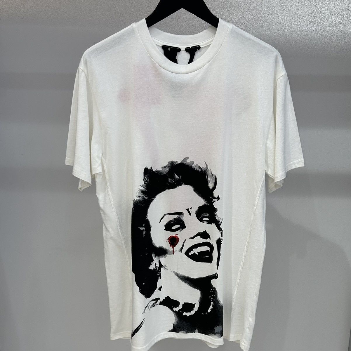 Vlone Vlone Girl Pearls Tee White | Grailed