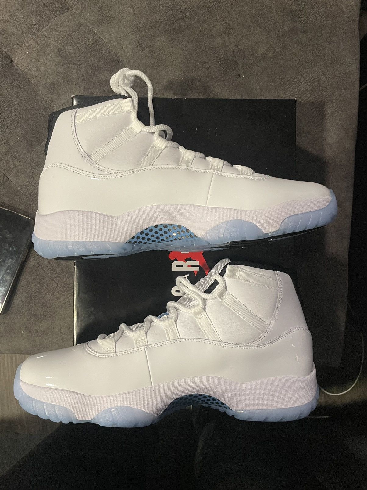 Jordan Brand Air Jordan 11 Retro Legend Blue Size 12 | Grailed