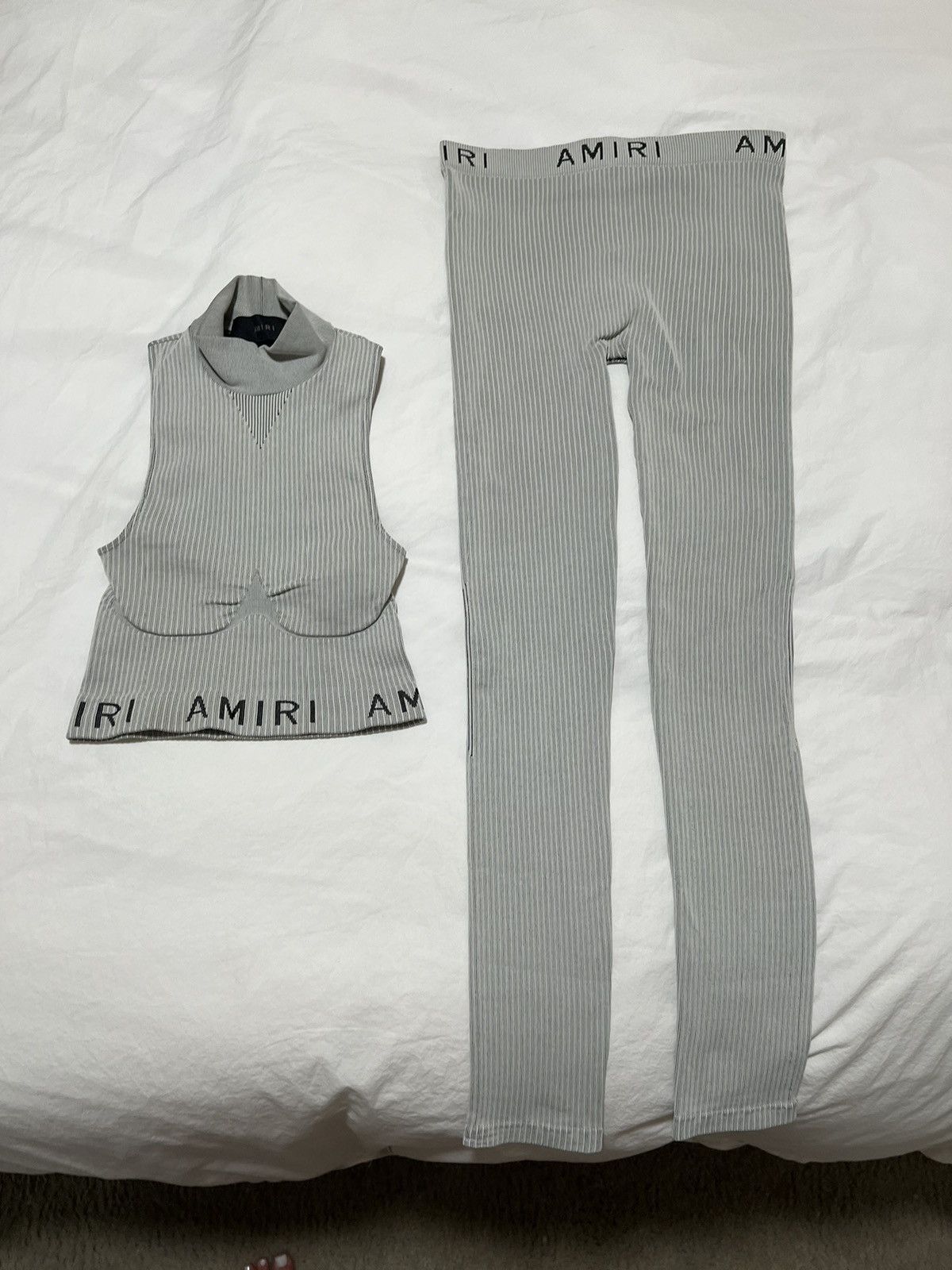 Amiri Amiri logo bang gray/white seamless legging set | Grailed