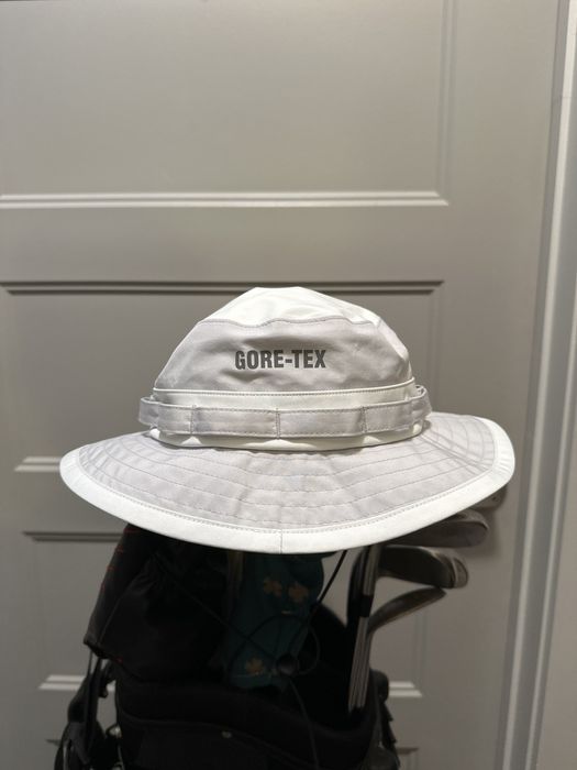 Palace Palace GORE-TEX Boonie White | Grailed
