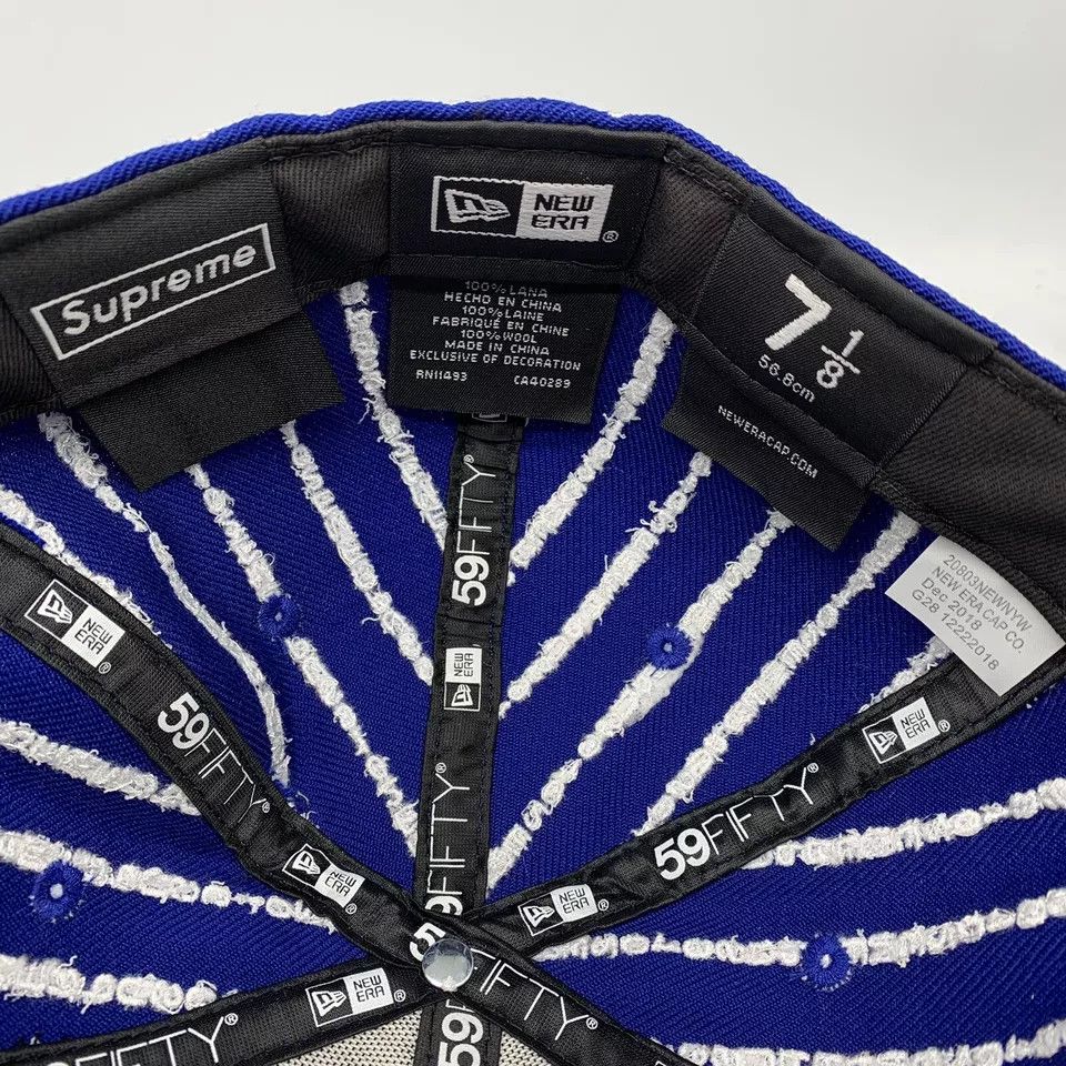 New Era × Supreme Supreme Text Stripes Box Logo 7 1/8 Hat Fitted Cap ...