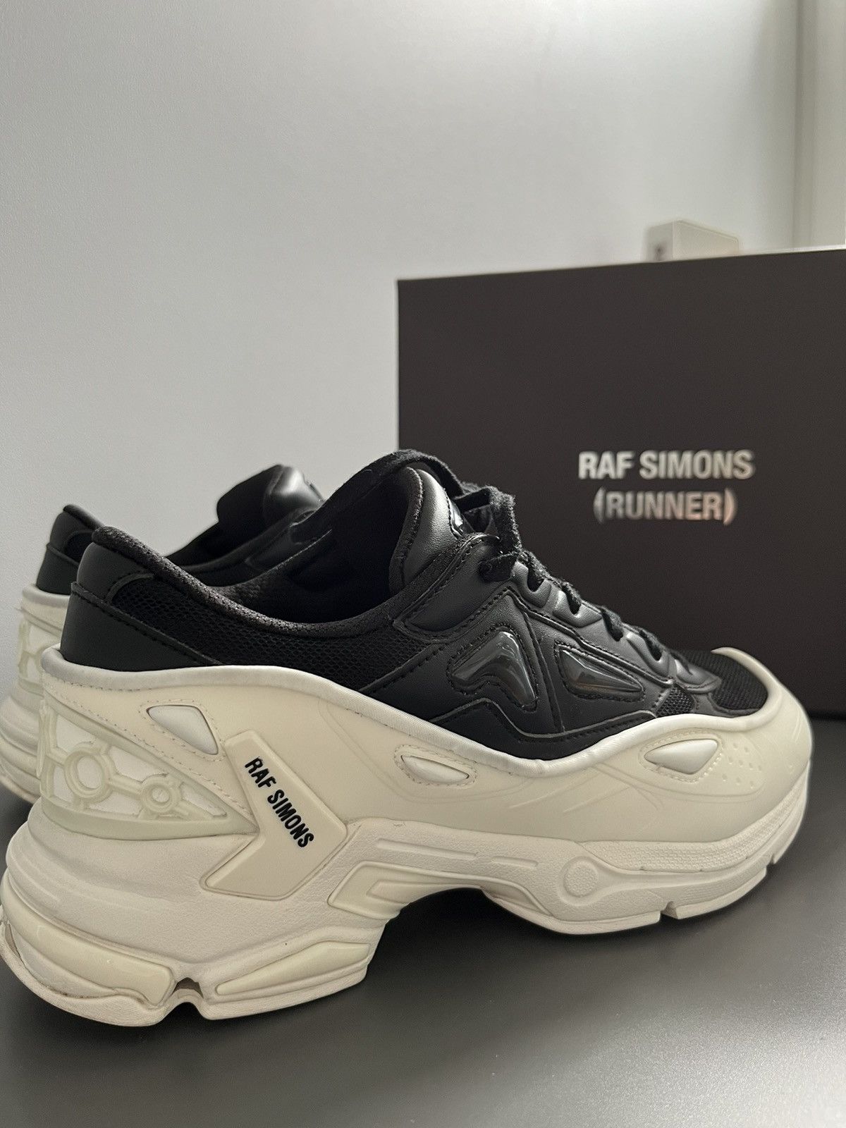 Raf Simons Raf Simons Pharaxus Black/White Alyssum | Grailed