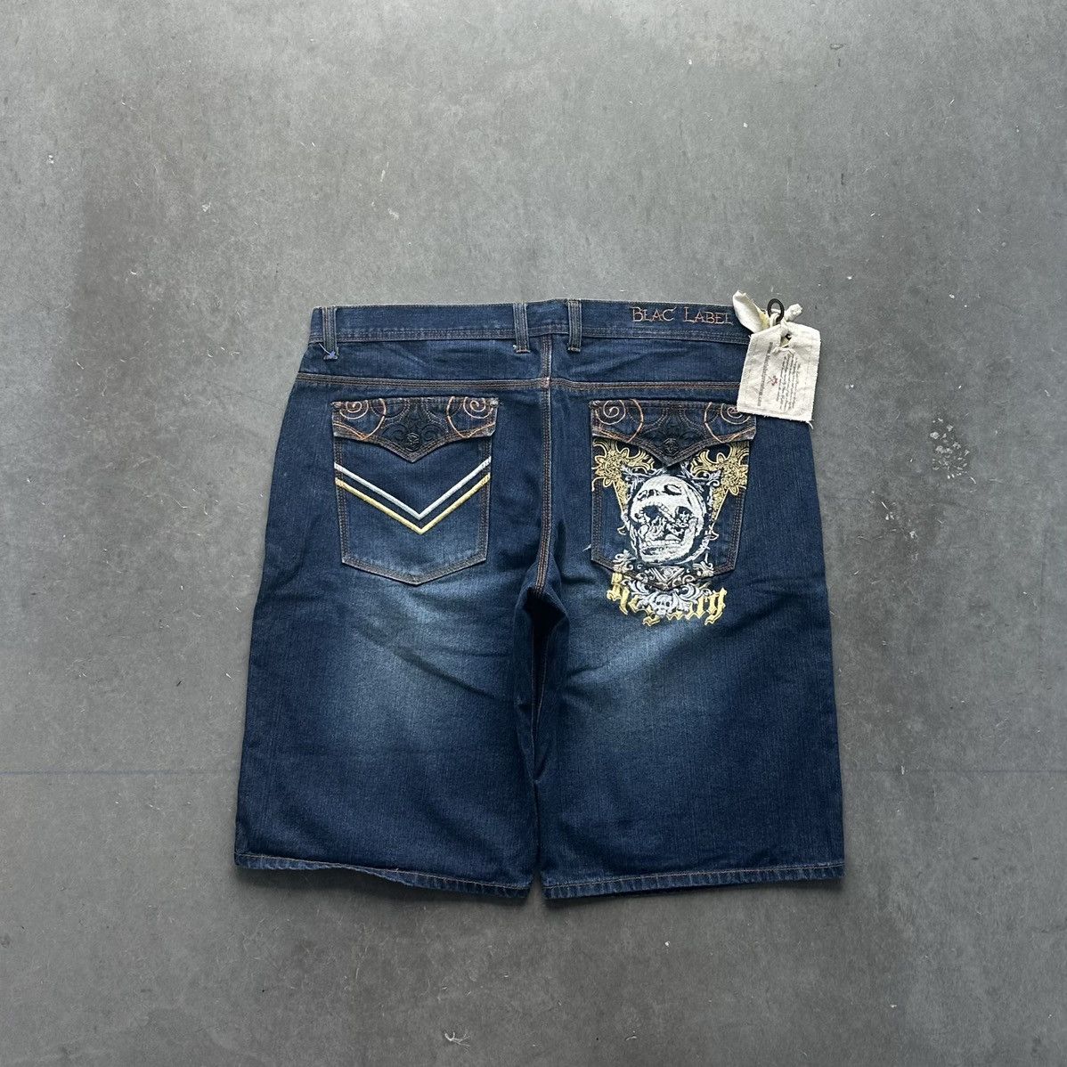 Vintage Vintage Y2K Baggy Embroidered Skull Jorts JNCO Grunge Cyber ...