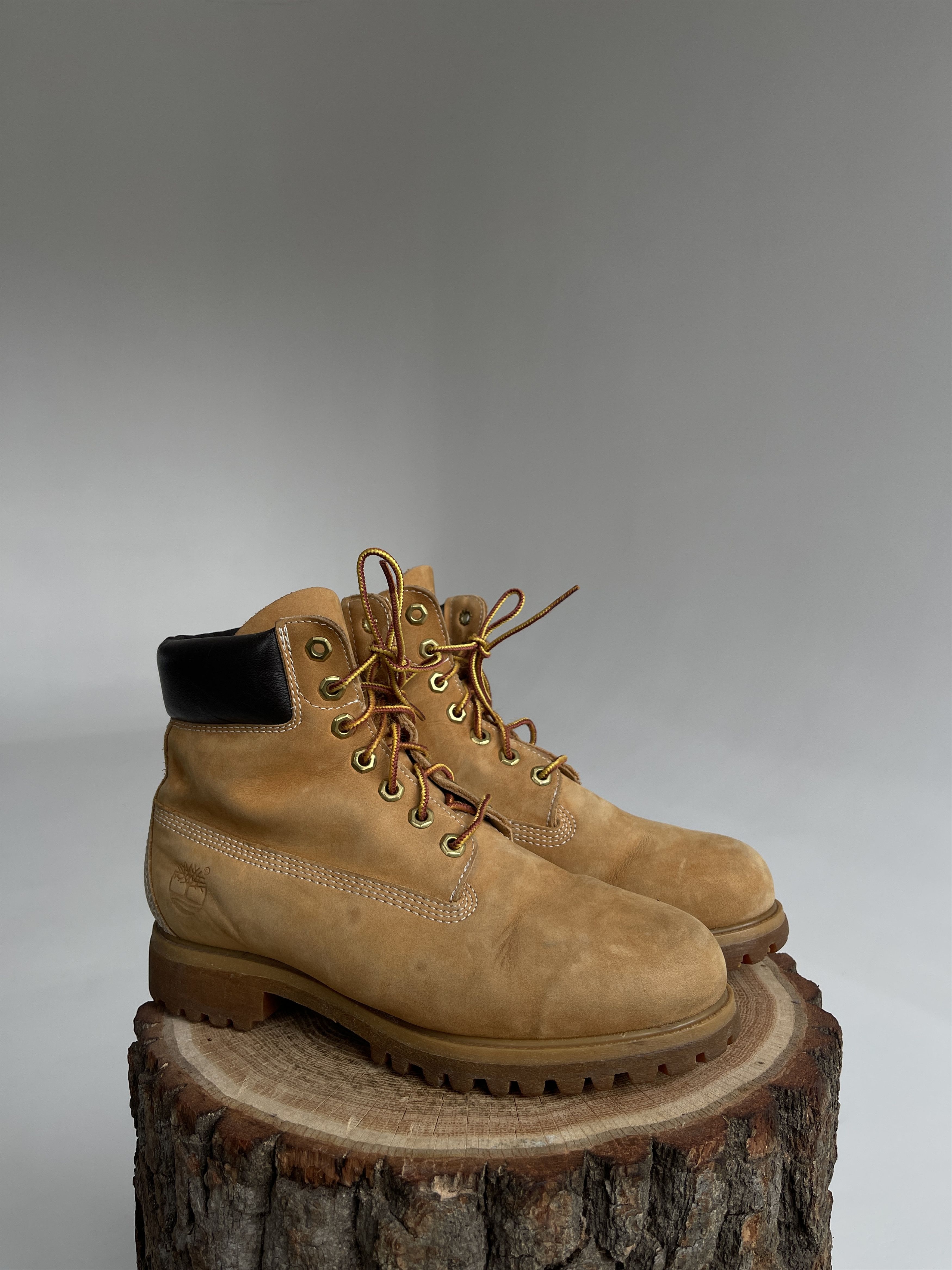 Timberland × Vintage Vintage Timberland Leather Classic Boots | Grailed