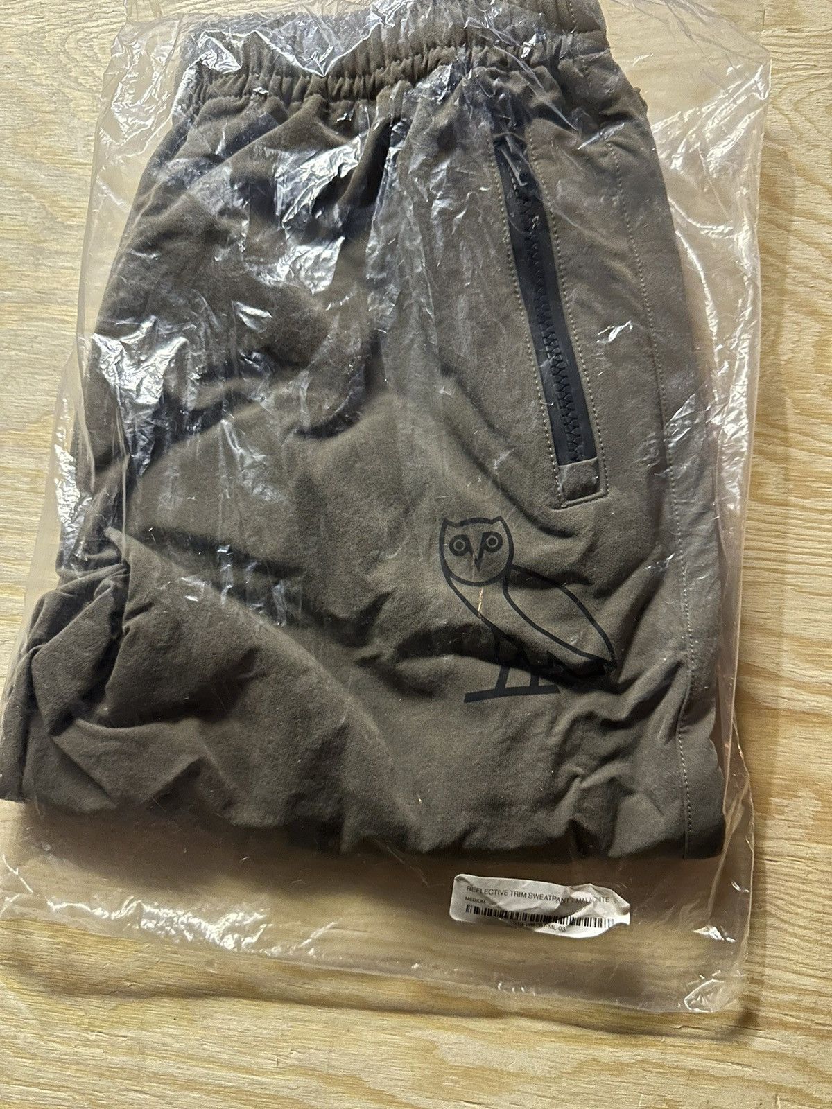 Octobers Very Own OVO reflective, trim running pant - green - medium ...