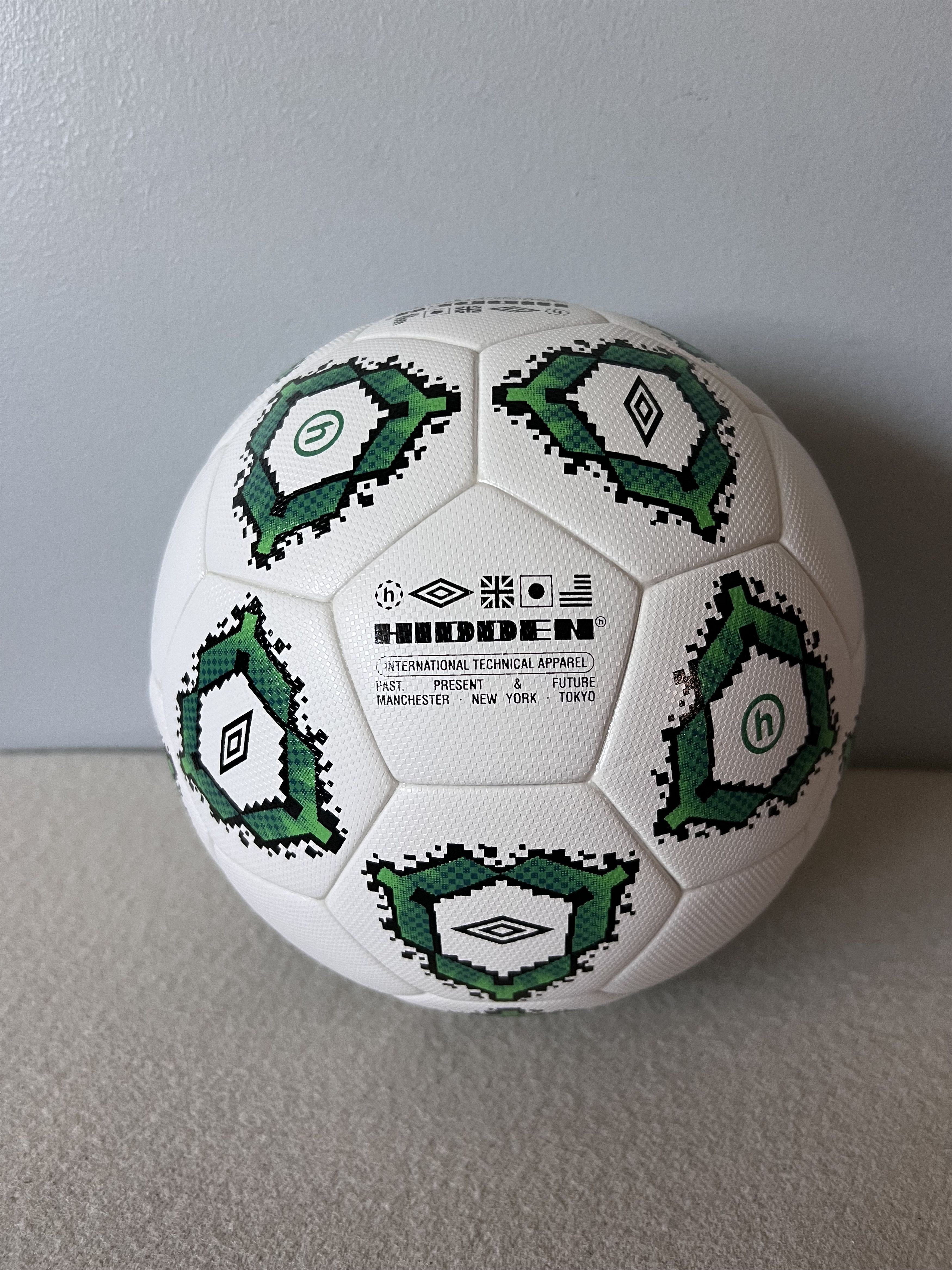 HIDDEN Hidden NY Umbro International Soccer Ball in White | Grailed