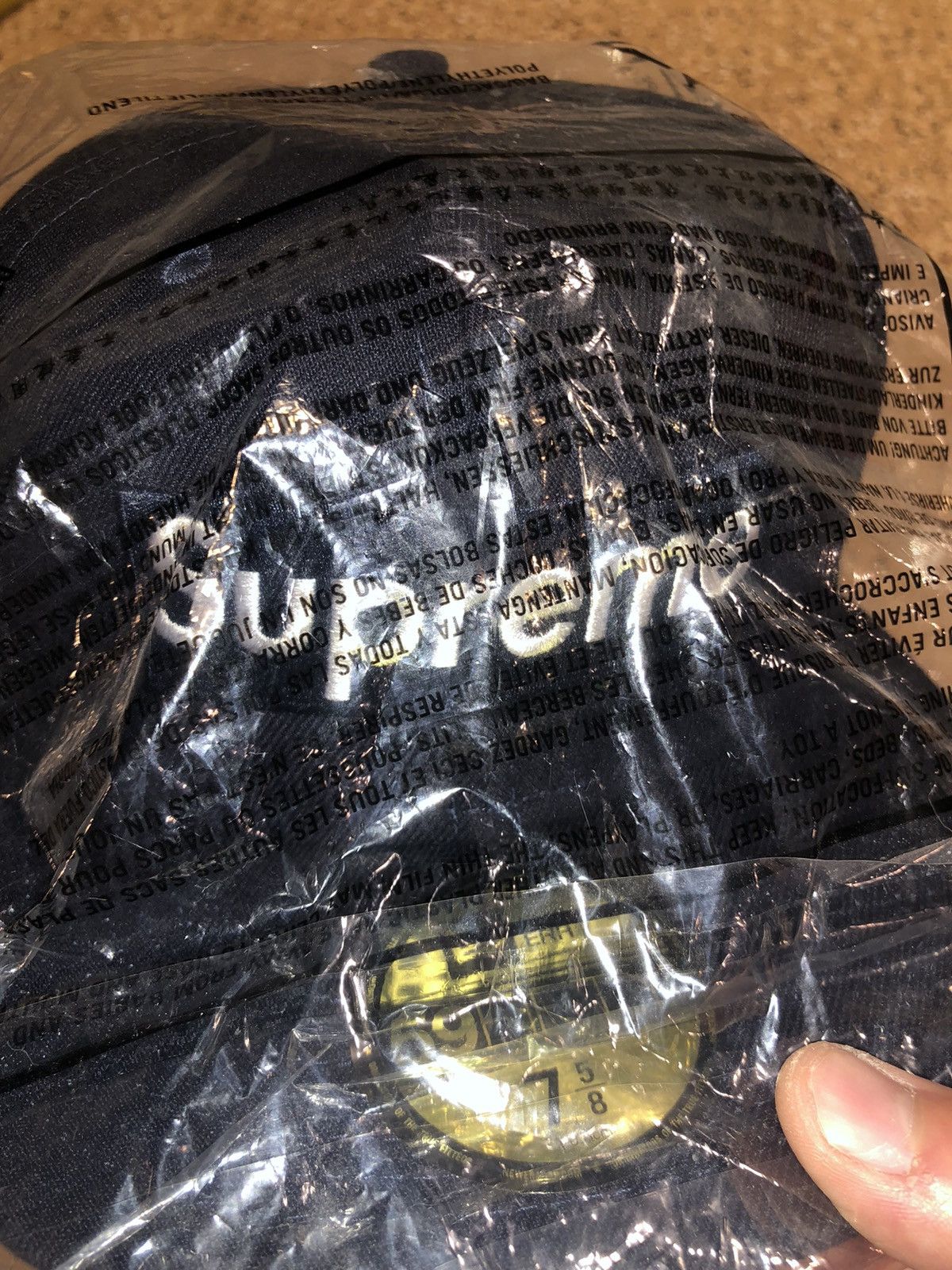 Supreme Supreme No Comp Box Logo New Era Hat | Grailed