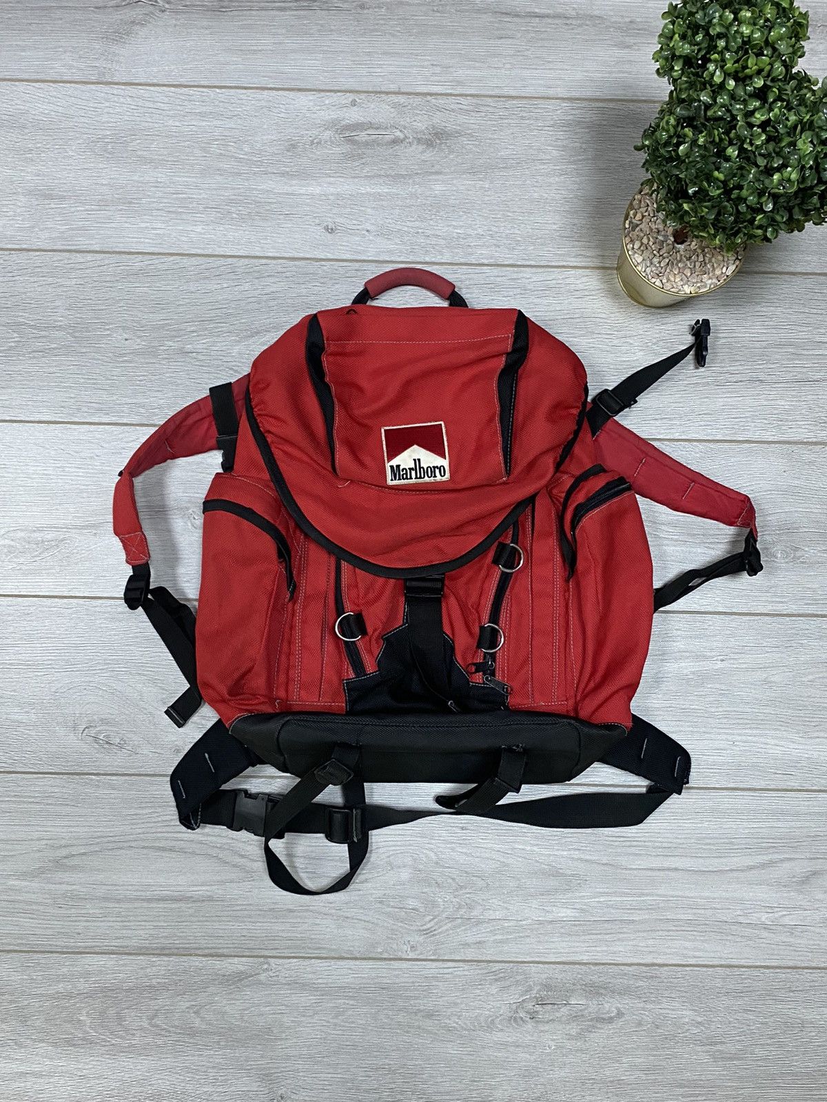 Marlboro × Vintage Marlboro vintage travel big backpack logo | Grailed