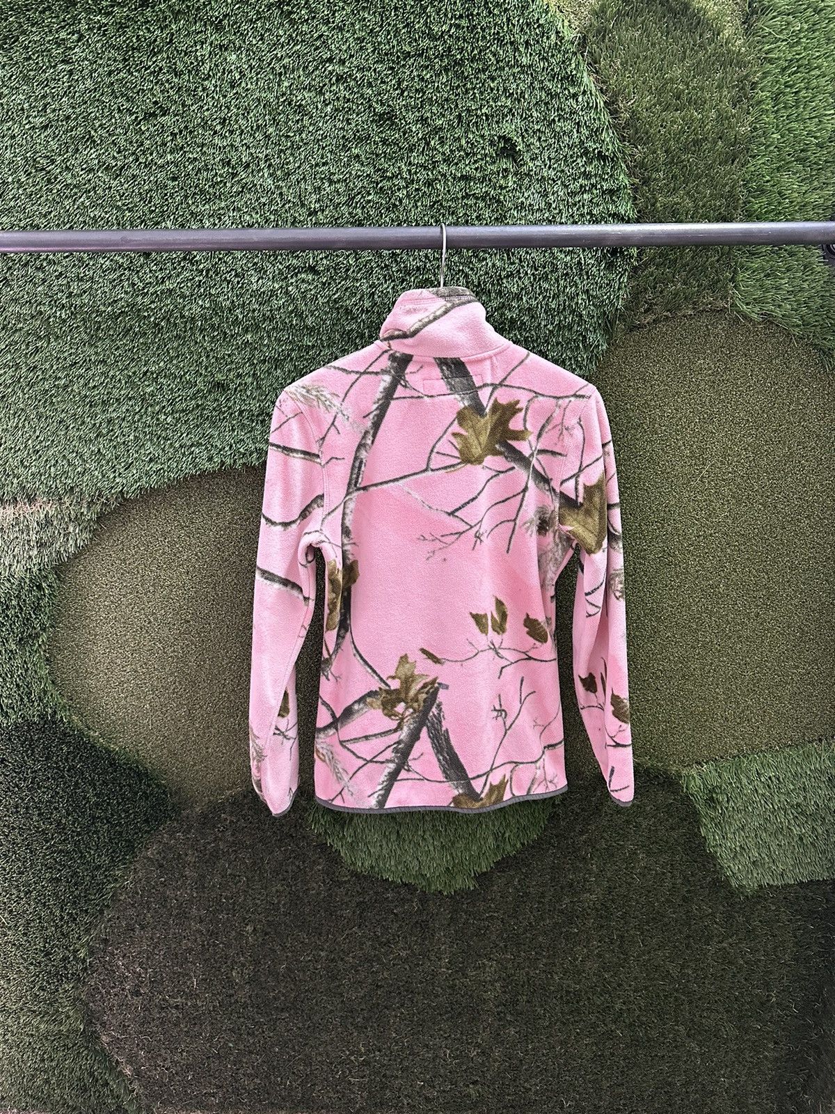 Vintage Vintage Remington Pink Camouflage Zip-up Fleece Size XS | Grailed