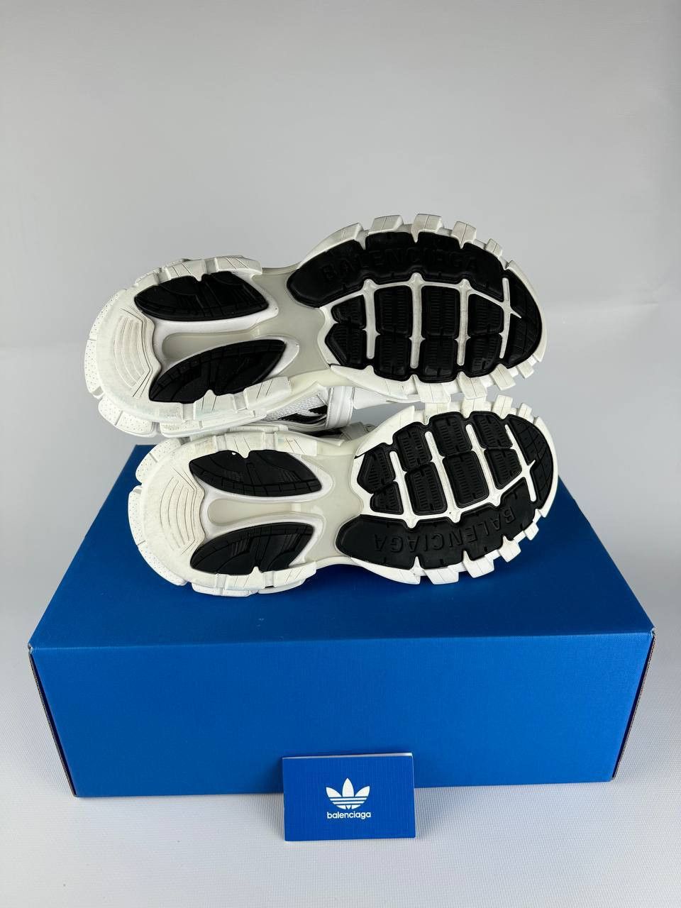 Adidas × Balenciaga Adidas Balenciaga Track Forum | Grailed Adidas × Balenciaga Adidas Balenciaga Track Forum | Grailed