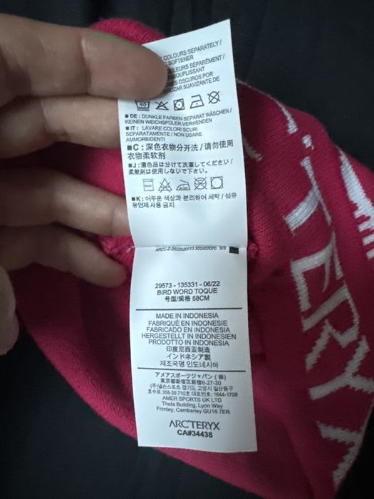 Arc'Teryx Arcteryx bird head toque pink | Grailed Arc'Teryx Arcteryx bird head toque pink | Grailed