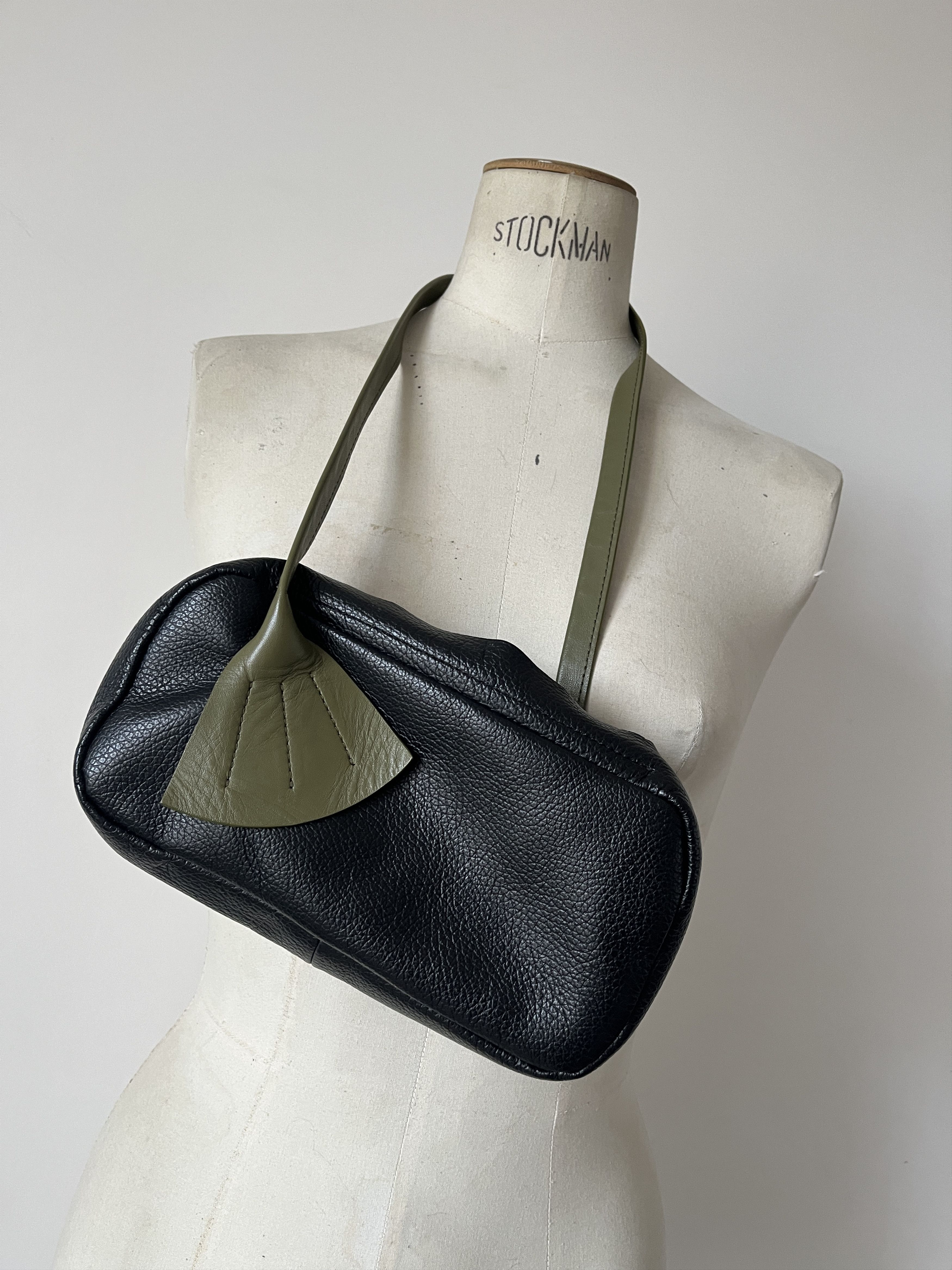 Veja VEJAS Palm Handle Leather Handbag | Grailed