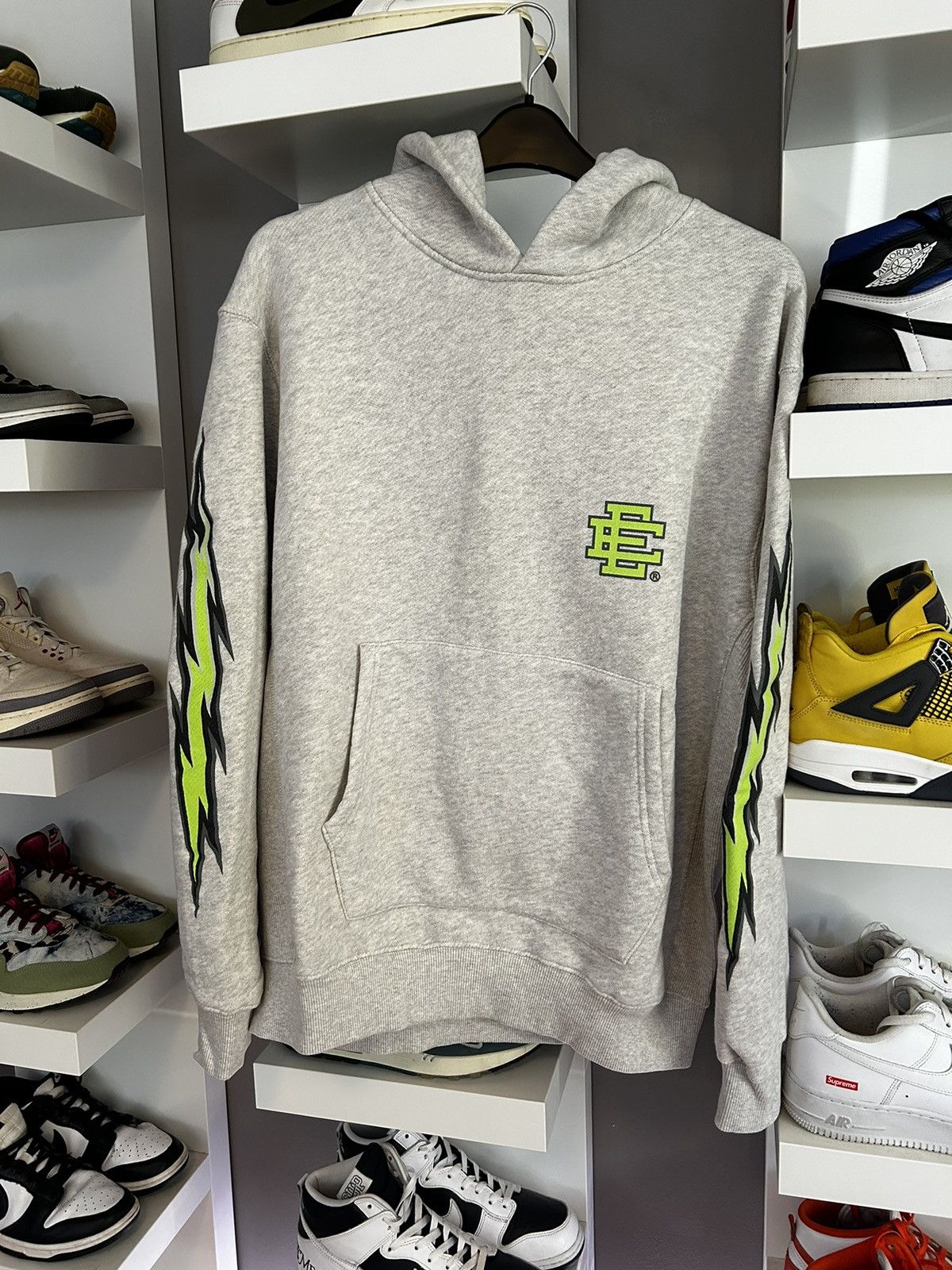 Eric Emanuel × Hype × Streetwear Eric Emanuel Gray Lime Bolt Basic ...
