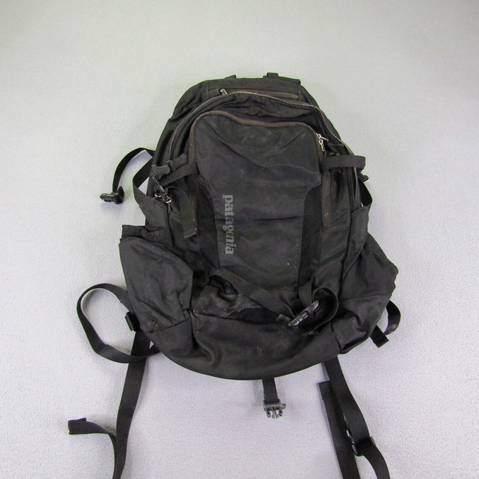 Patagonia Patagonia Backpack Black Atacama Pack 28L Hiking Trail Bag ...