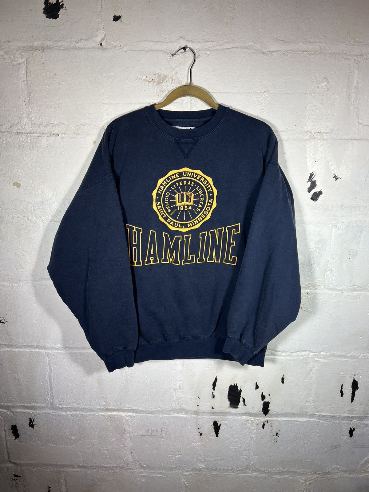 Vintage Vintage Hamline University Sweatshirt | Grailed