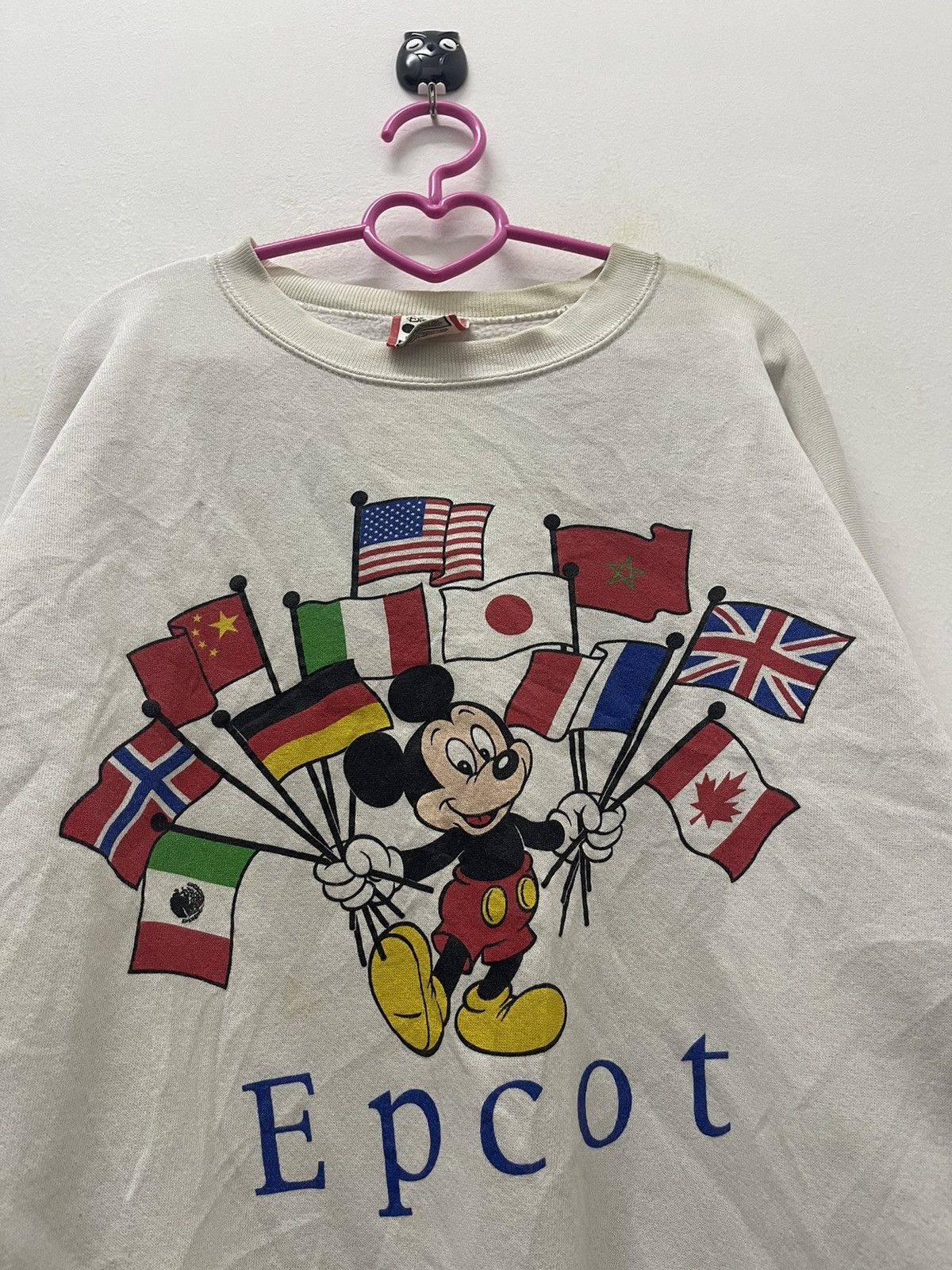 Disney × Mickey Mouse × Vintage Rare Vintage MICKEY MOUSE Epcot Disney ...