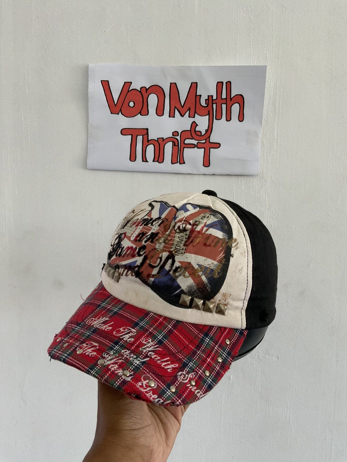 Archival Clothing × Avant Garde × Hat Punk Style Rusty Button Avant ...
