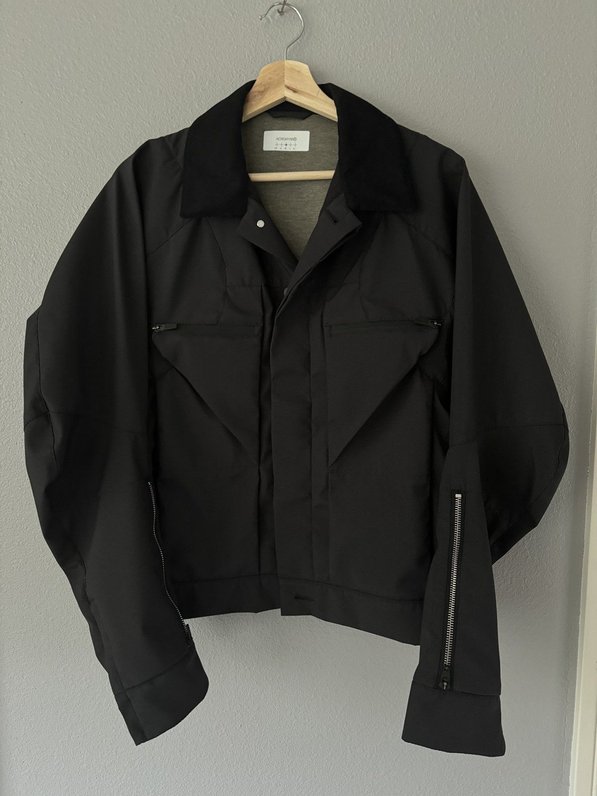 Acronym J86-GTB in M | Grailed