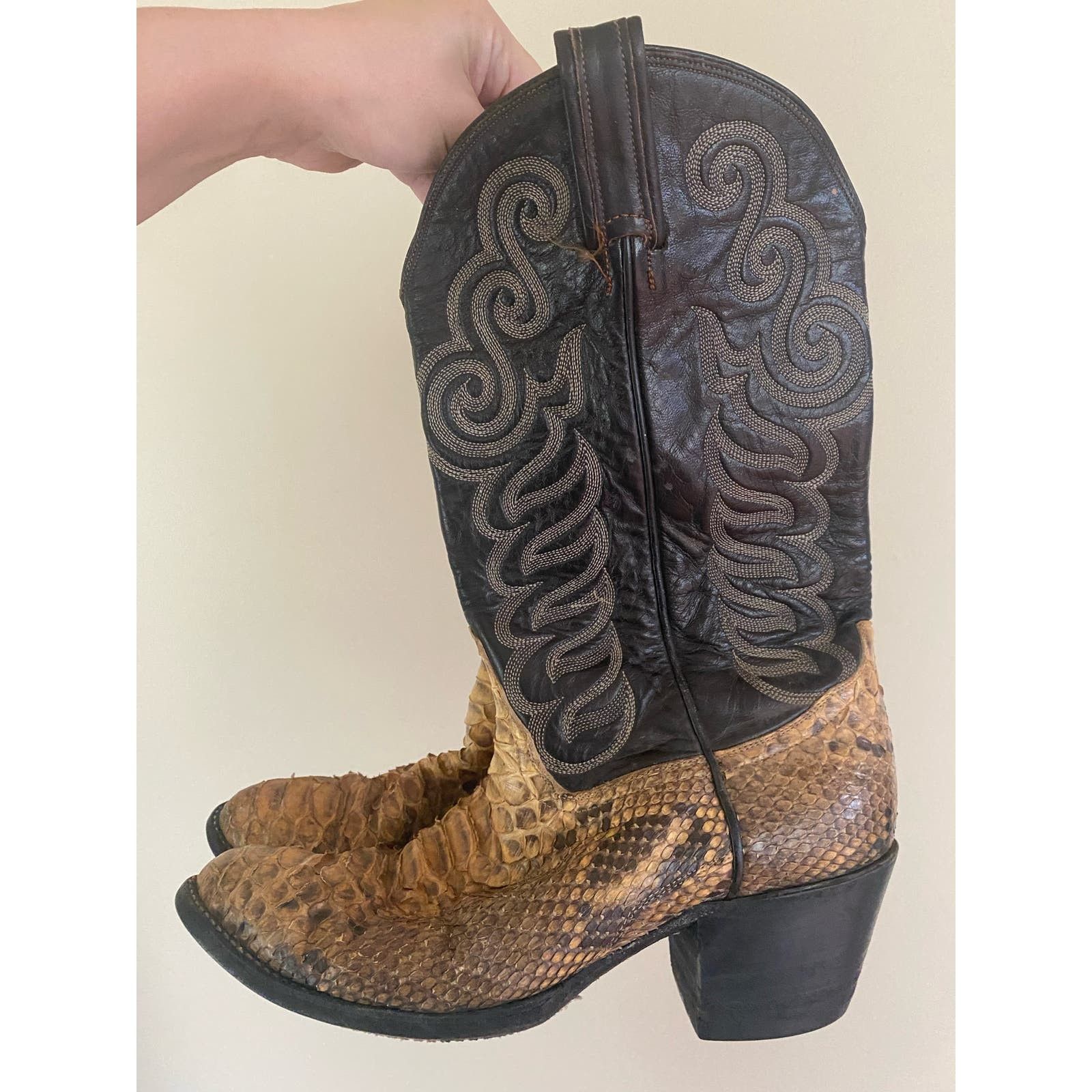 Cowboy Equipment × Tony Lama × Vintage Tony Lama vintage python ...