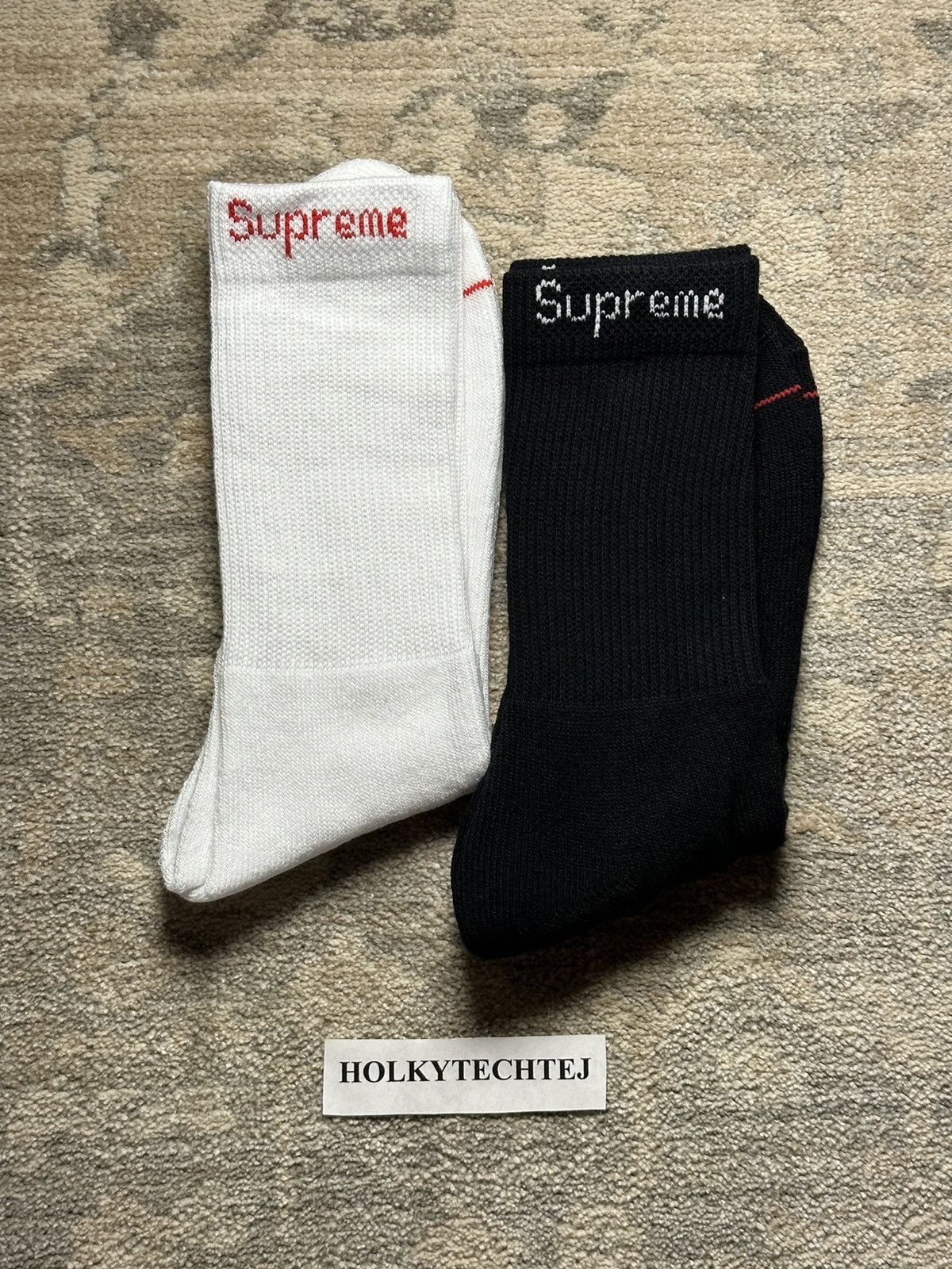 Supreme Supreme Hanes Socks - 2x Pairs | Grailed