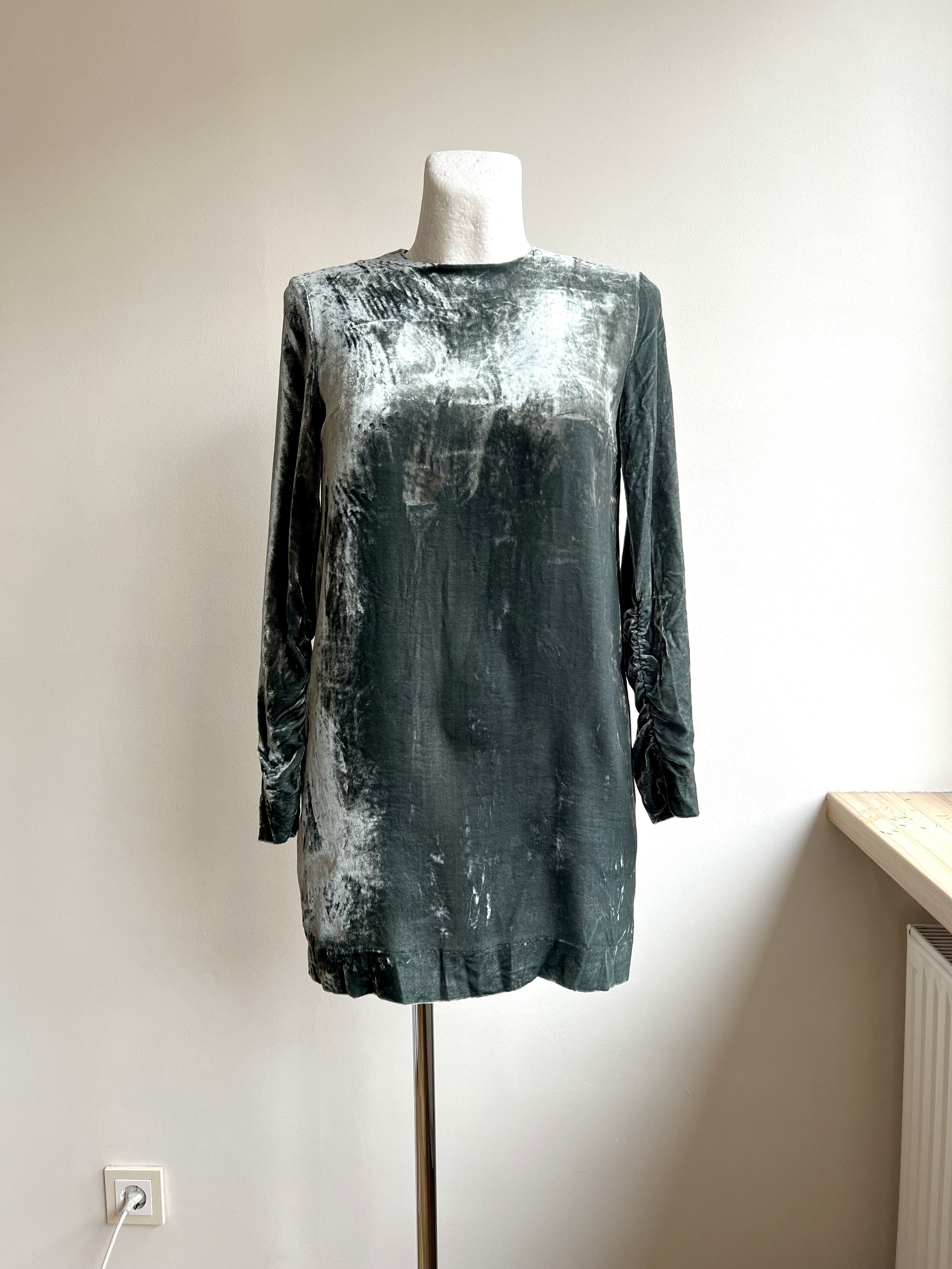 Cos Short velvet COS dress, XS SIze | Grailed