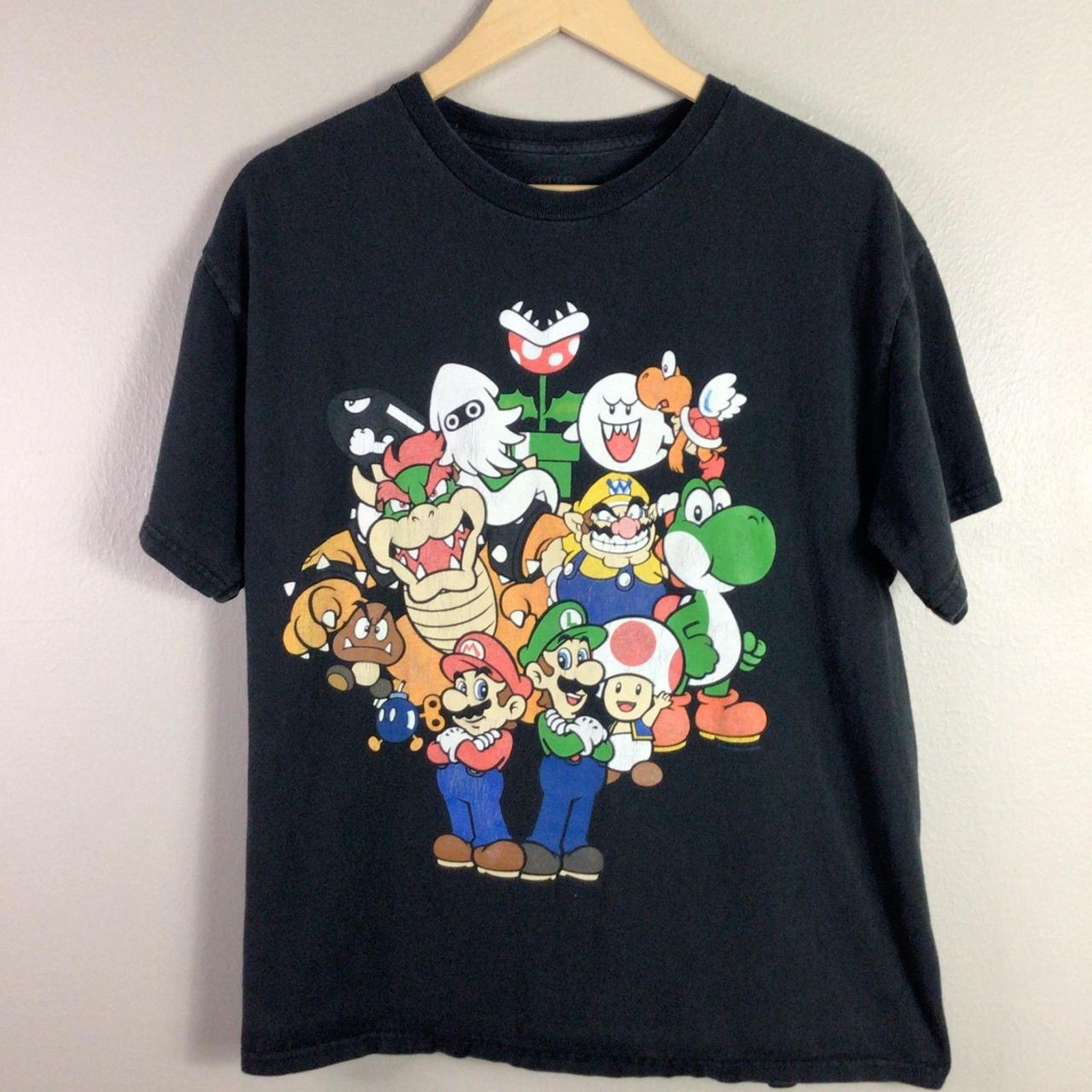 Nintendo Classic Nintendo Super Mario Bros game T Shirt Black Large ...