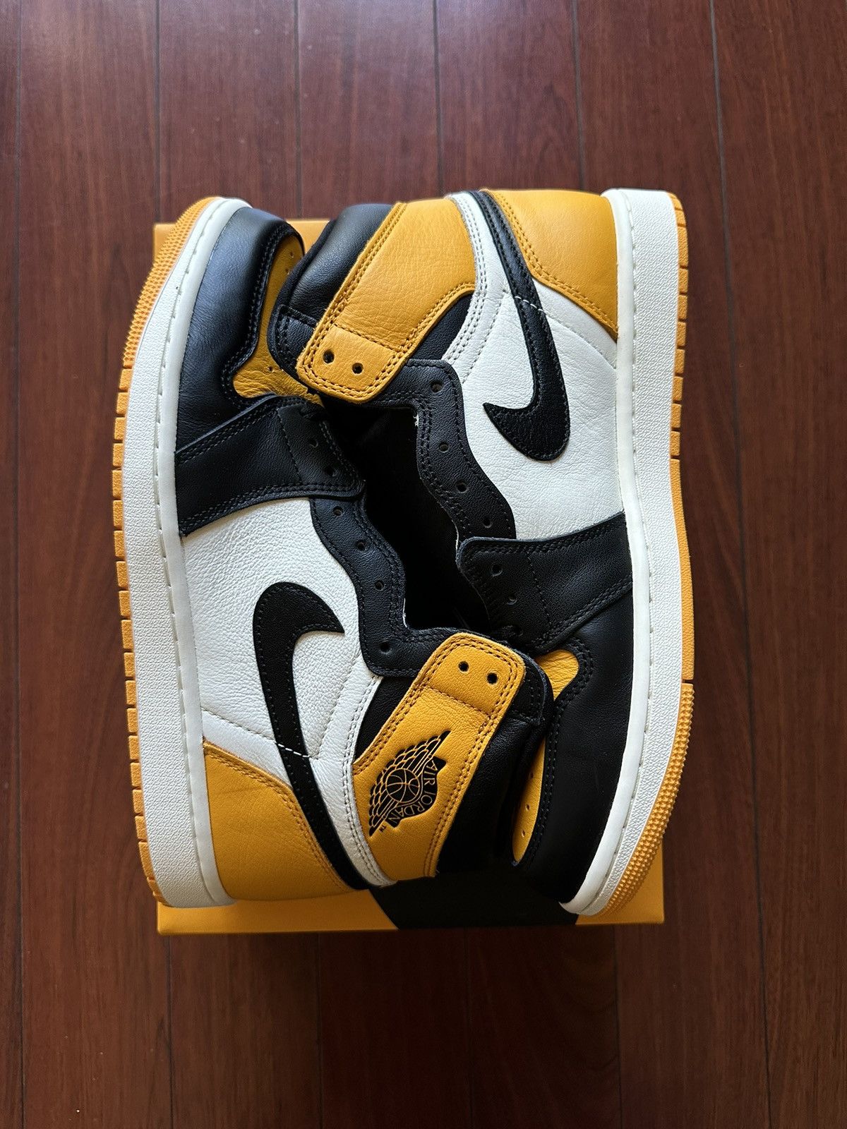 Nike Air Jordan 1 Taxi Retro High OG | Grailed