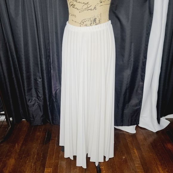 Vintage Vintage 1960s 1970s White Pleated Maxi Skirt Classic Preppy Grailed