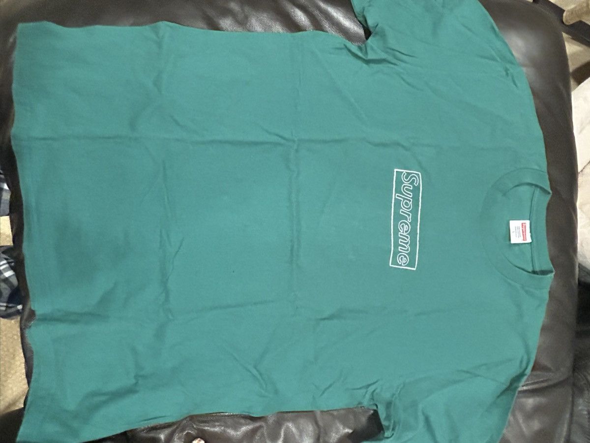 Kaws × Supreme Supreme Kaws Box Logo | Grailed