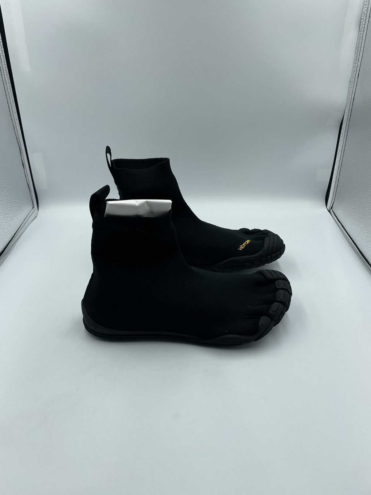 Balenciaga Balenciaga Flex Toe Vibram Five Toe Socks | Grailed