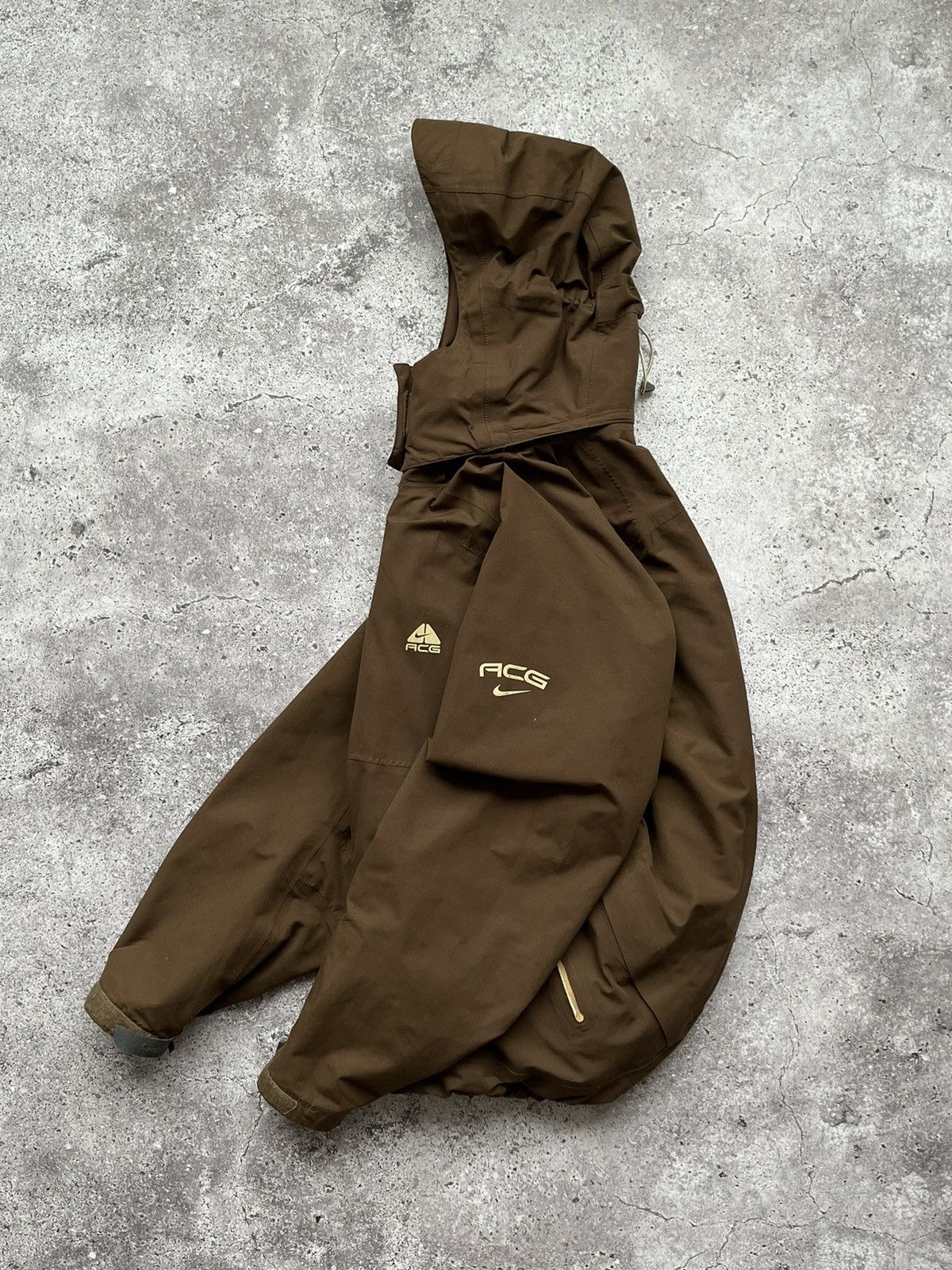Goretex × Nike × Nike ACG Vintage Nike ACG Gore-Tex Brown Jacket ...