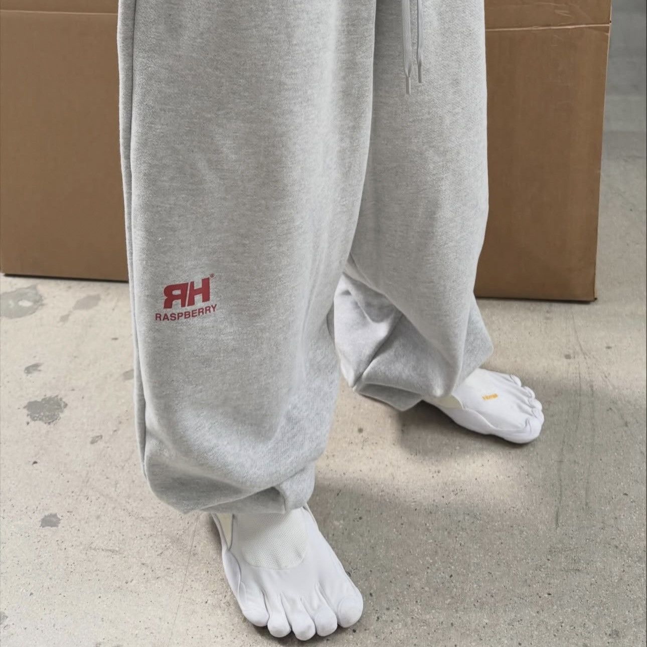 The GV Gallery gv gallery raspberry hills grey gelly baggy sweats ...