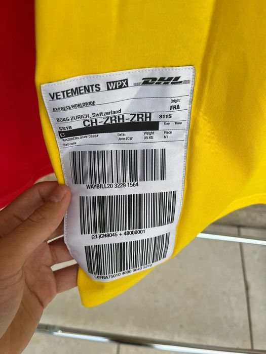Vetements SS18 DHL Logo T-Shirt LS in Multicolor | Grailed