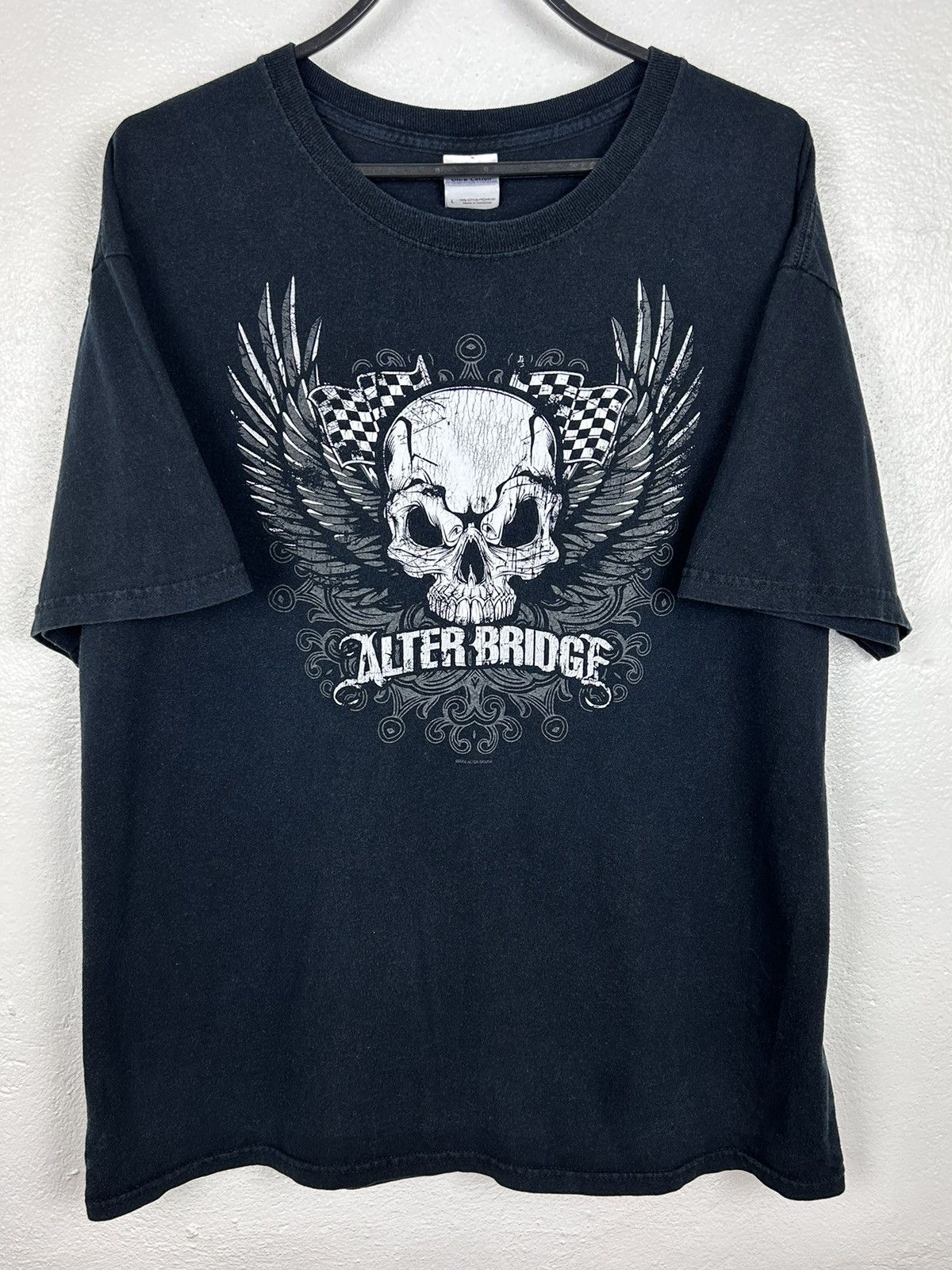 Vintage 00s Vintage Alter Bridge Rock Band 2006 Licensed T-Shirt | Grailed