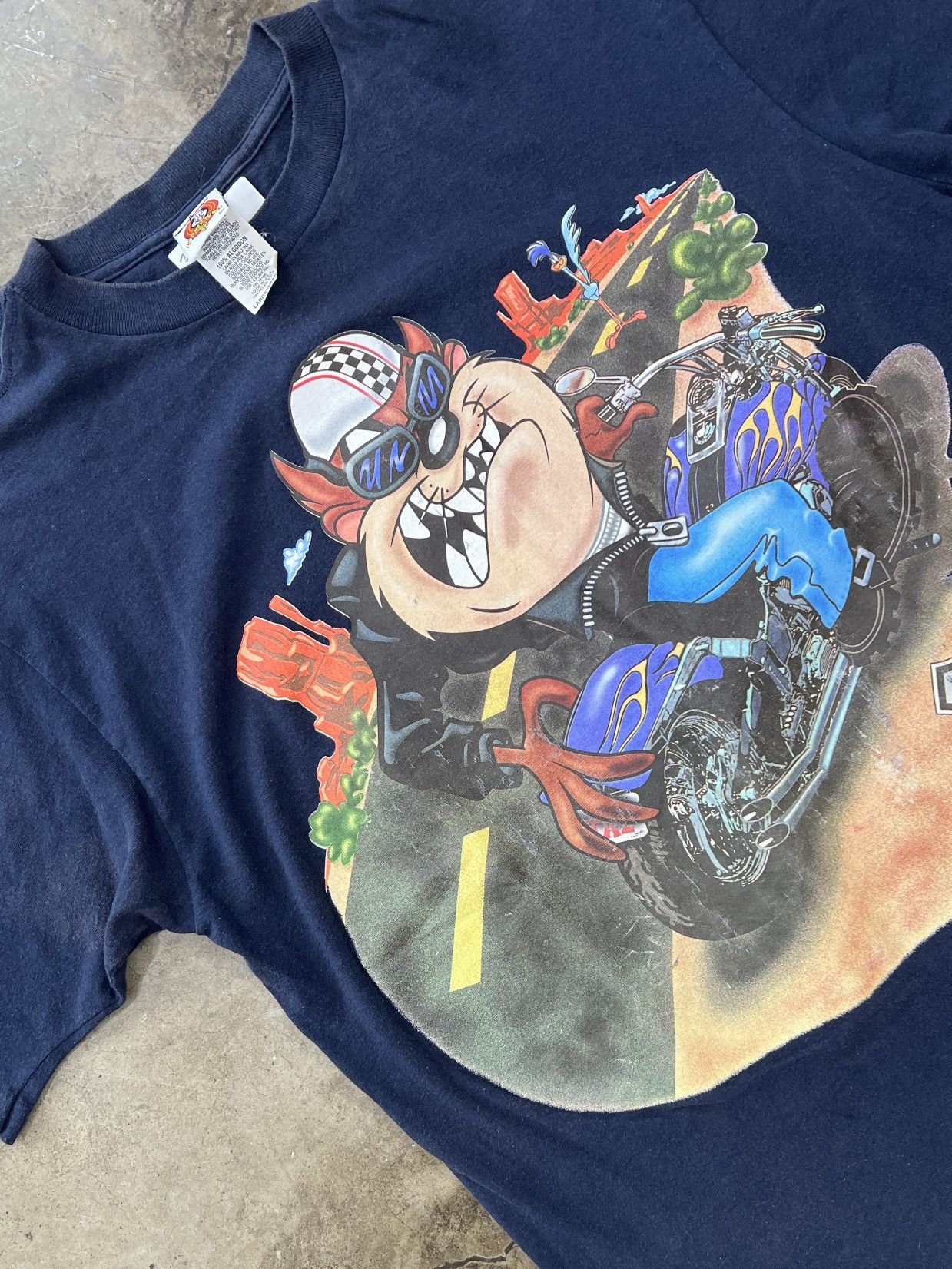 Vintage × Warner Bros Vintage Looney Tunes Taz Motorcycle Single Stitch ...